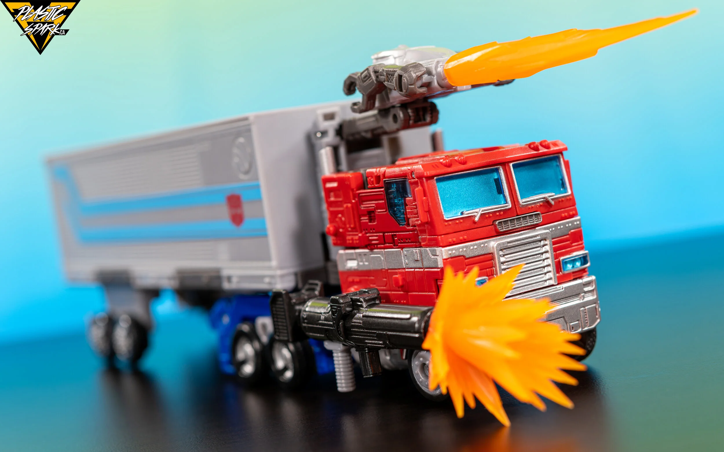 Gallery - Earthrise Optimus Prime — Plastic Spark Photography