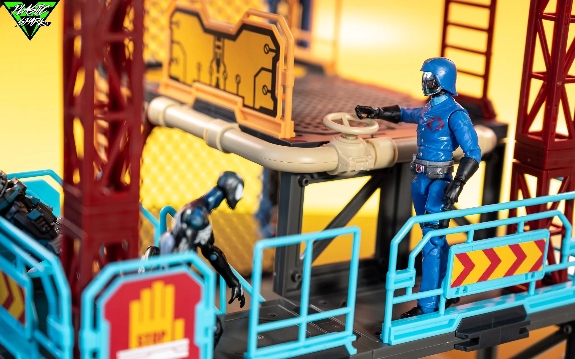 Review - Fresh Retro Scene in Box and Mech Figure — Plastic Spark ...