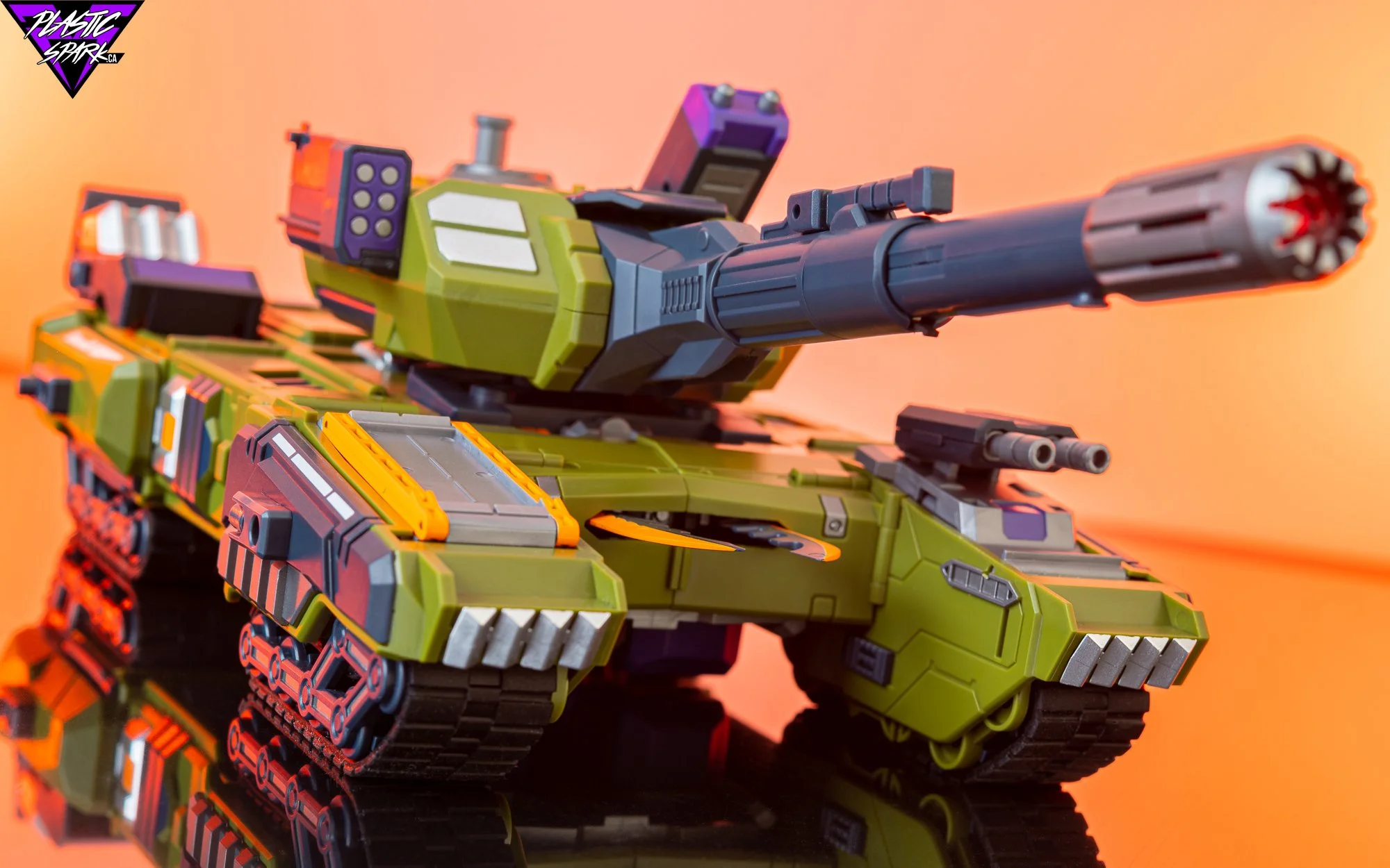 Review - Fans Hobby MB-17 Meg-Tyranno — Plastic Spark Photography