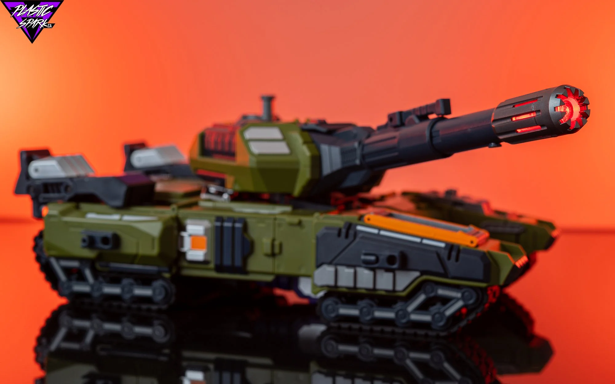 Review - Fans Hobby MB-17 Meg-Tyranno — Plastic Spark Photography