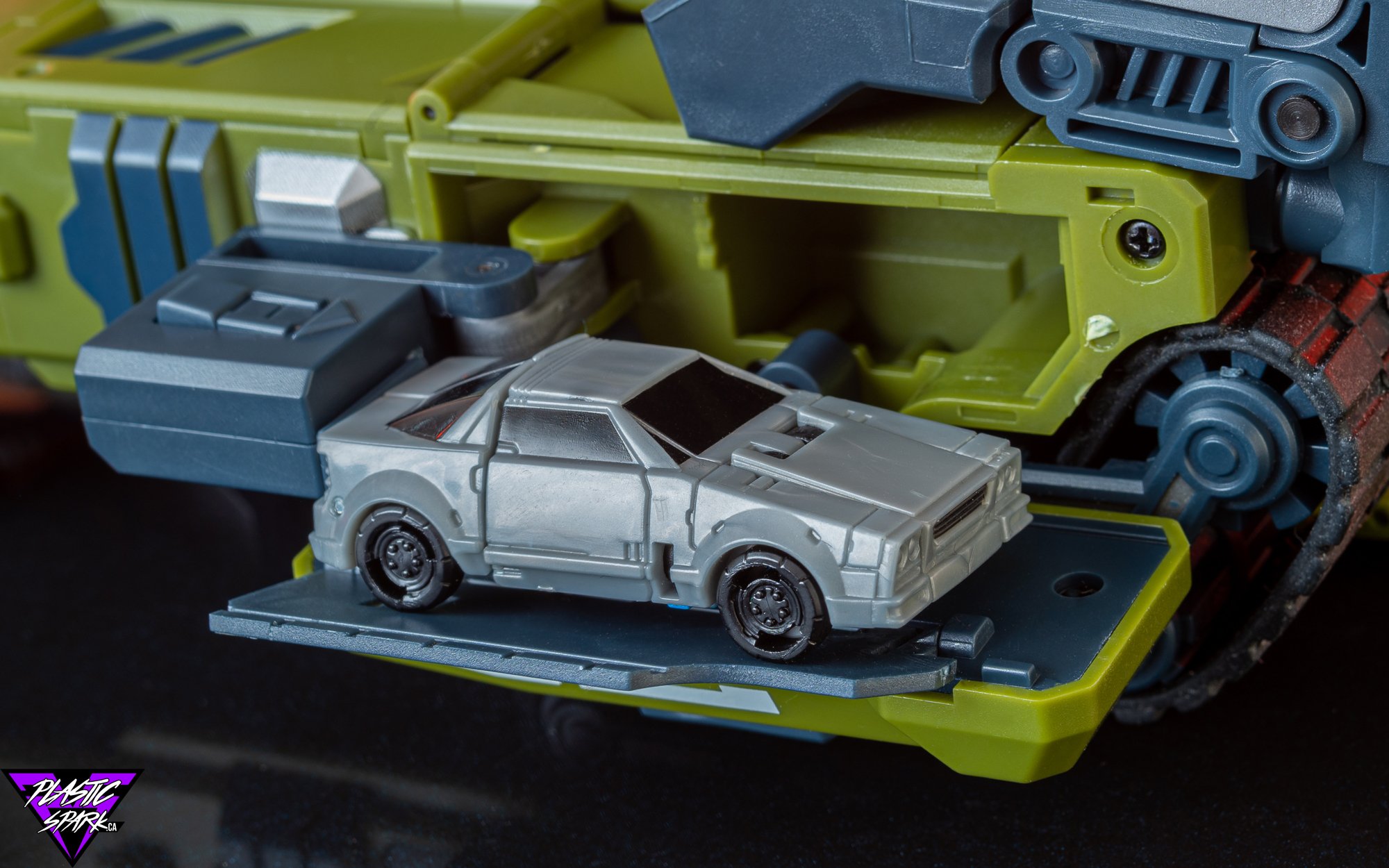 Review - Fans Hobby MB-17 Meg-Tyranno — Plastic Spark Photography