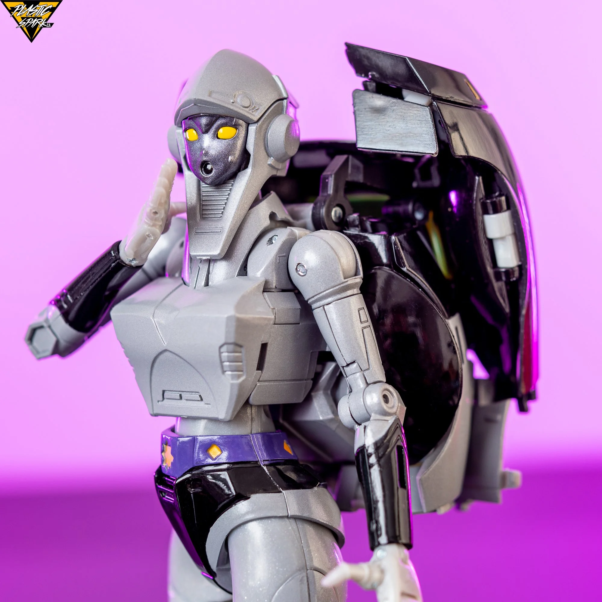 Gallery - Takara Tomy MP-55 Masterpiece Nightbirdshadow — Plastic Spark ...