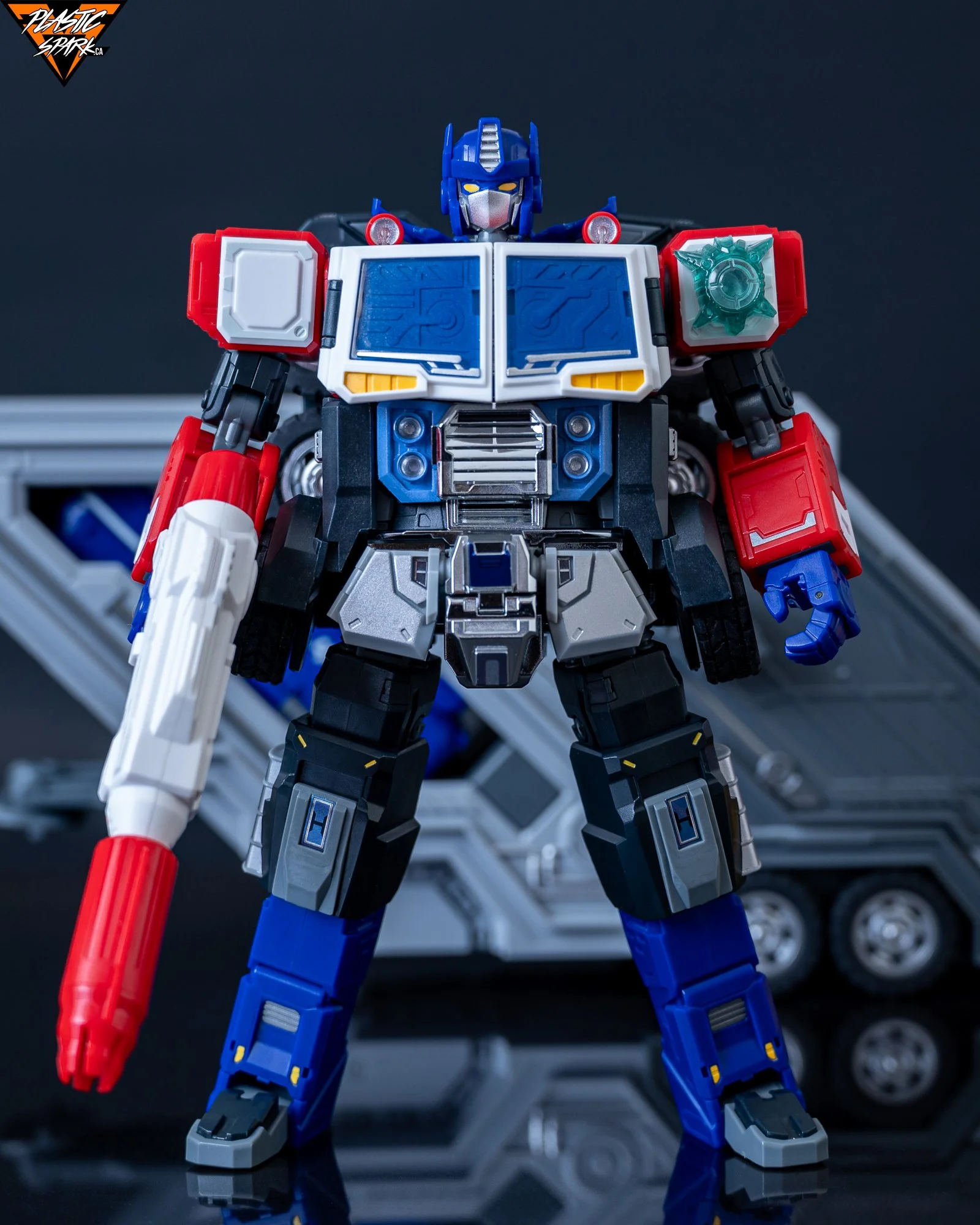 Review - Fans Hobby MB-18 Energy Commander — Plastic Spark Photography