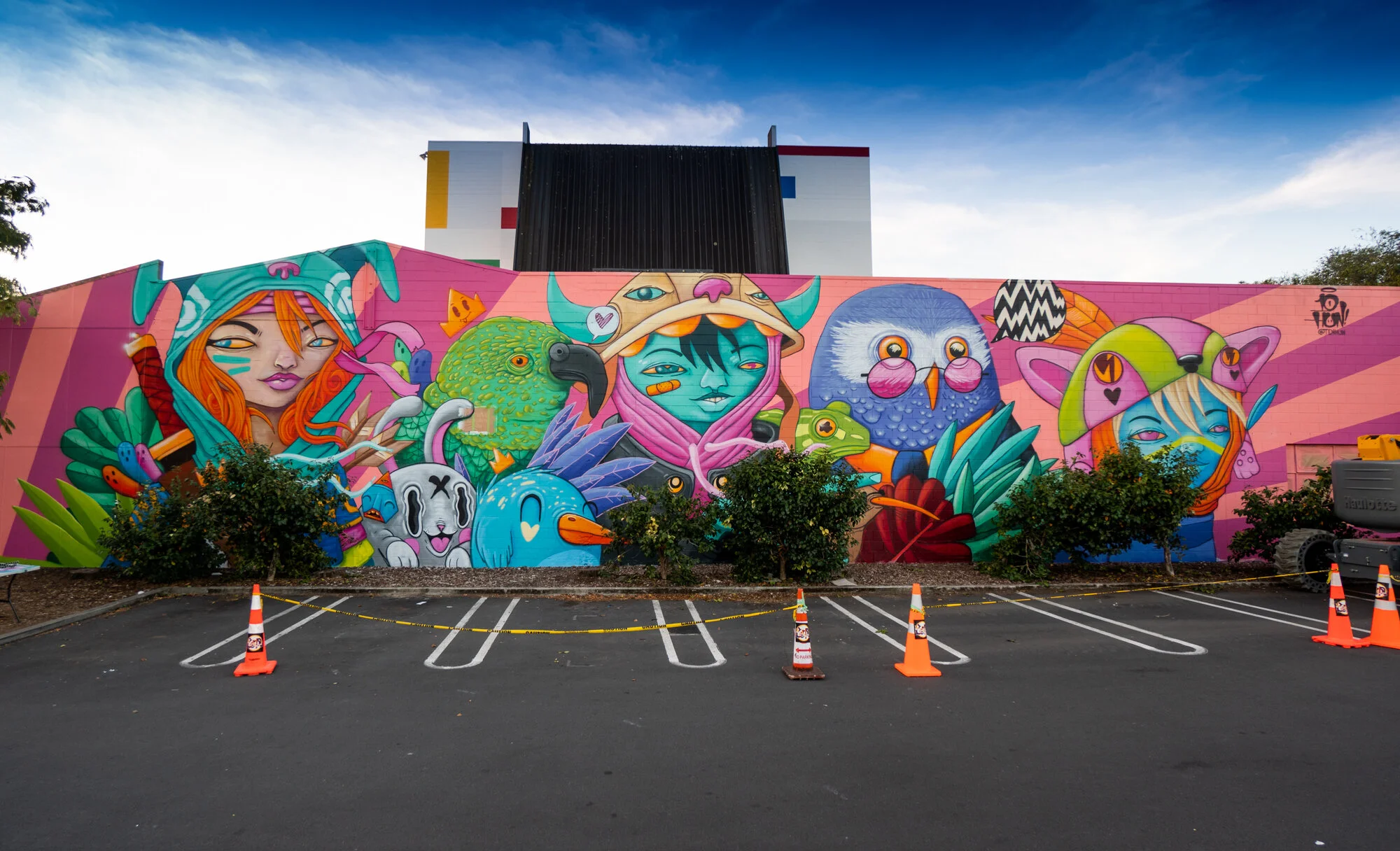 Murals — Ten Hundred