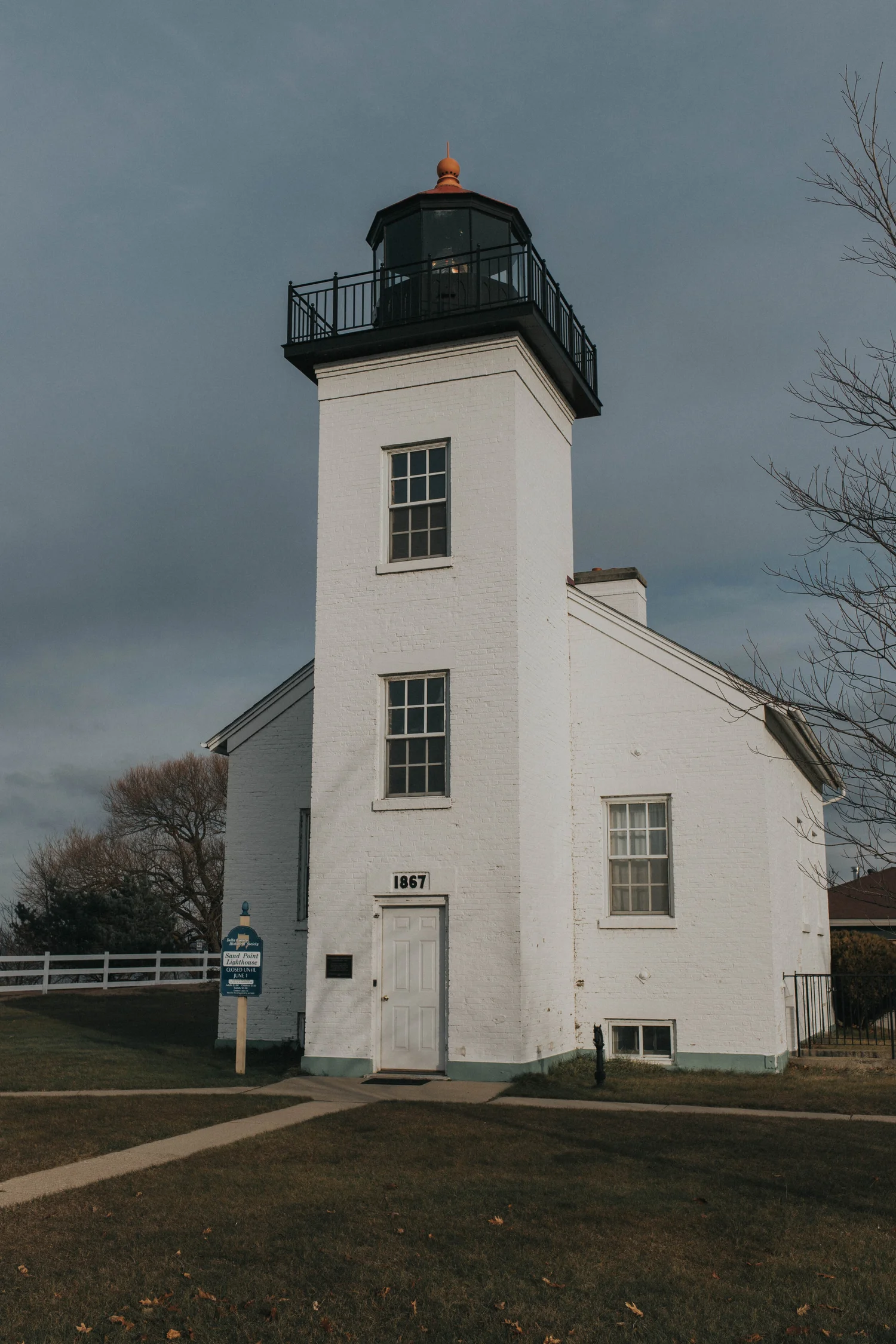 Escanaba Lights — Selective Potential