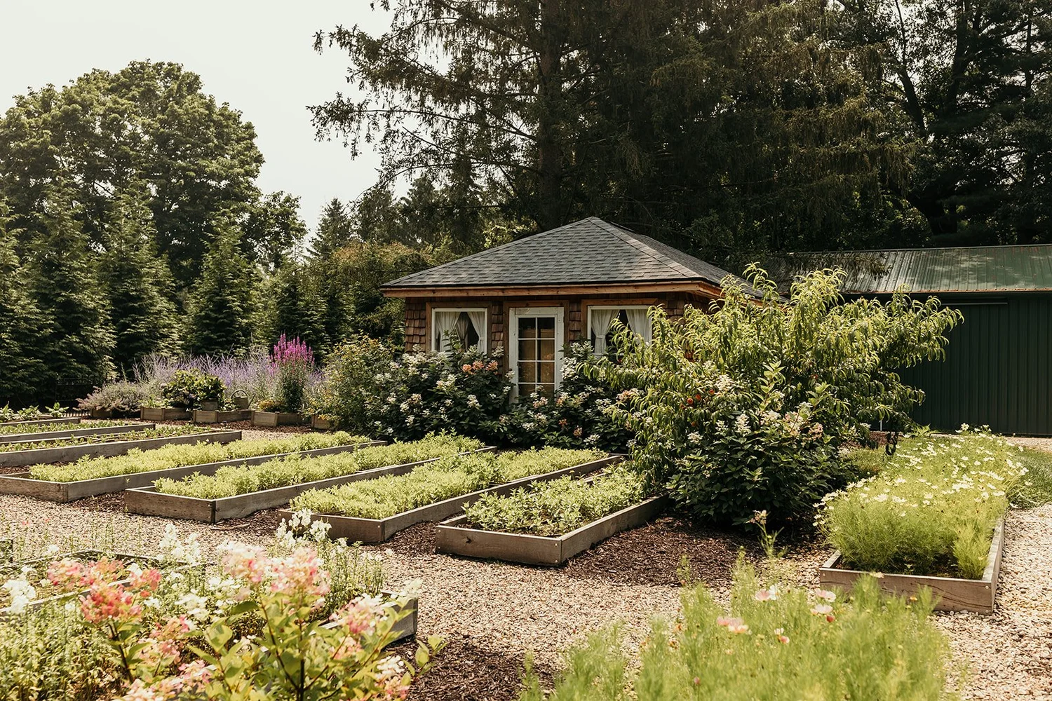 Greencrest Manor for European Style and Tranquil Gardens