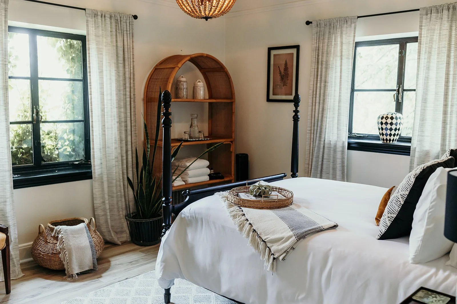 Greencrest Manor for European Style and Tranquil Gardens