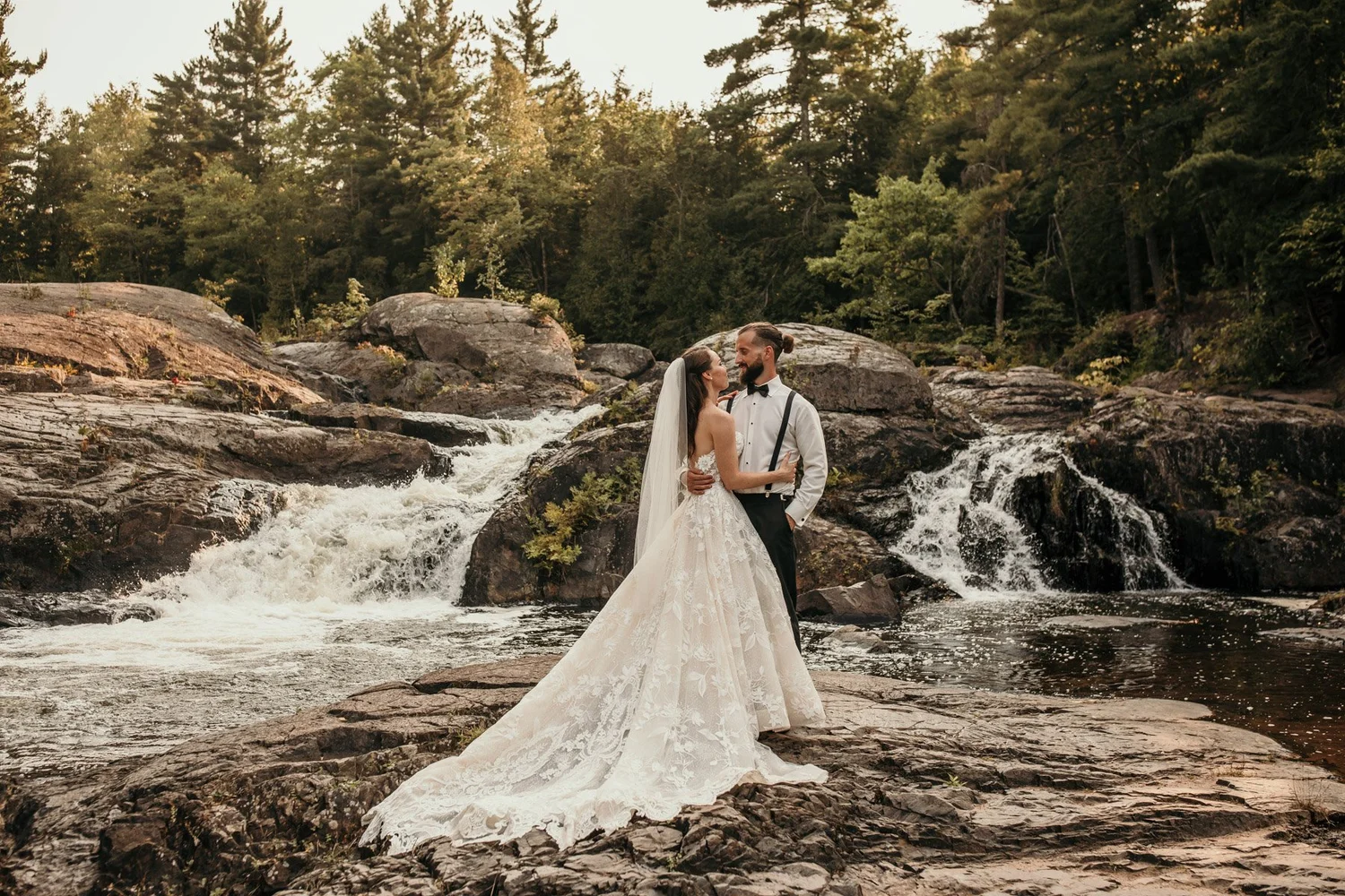 The Ultimate Elopement Guide: Marquette, Michigan | Catchfly Photography