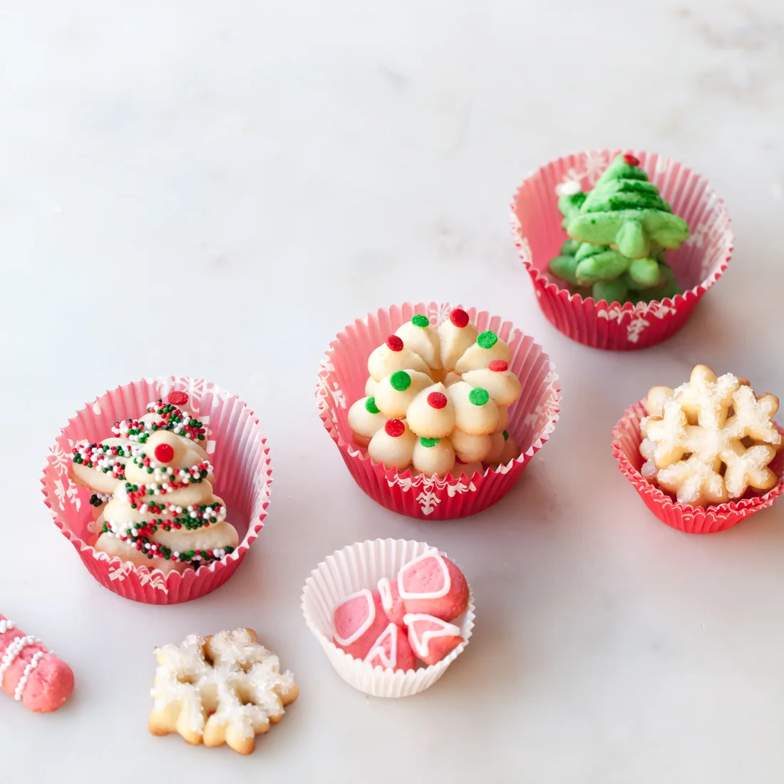 Holiday Spritz Cookies with Wilton Cakes - Style Sweet