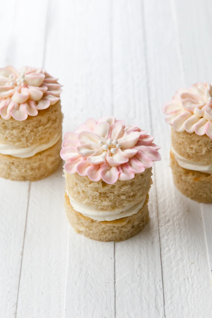 Mini Layer Cake Tutorial - Style Sweet