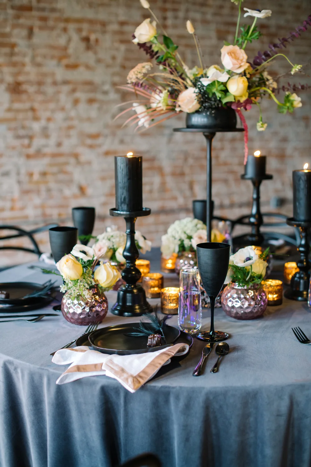 Not So Secretly Obsessed – Textures & Tones | Heartland Wedding Ideas