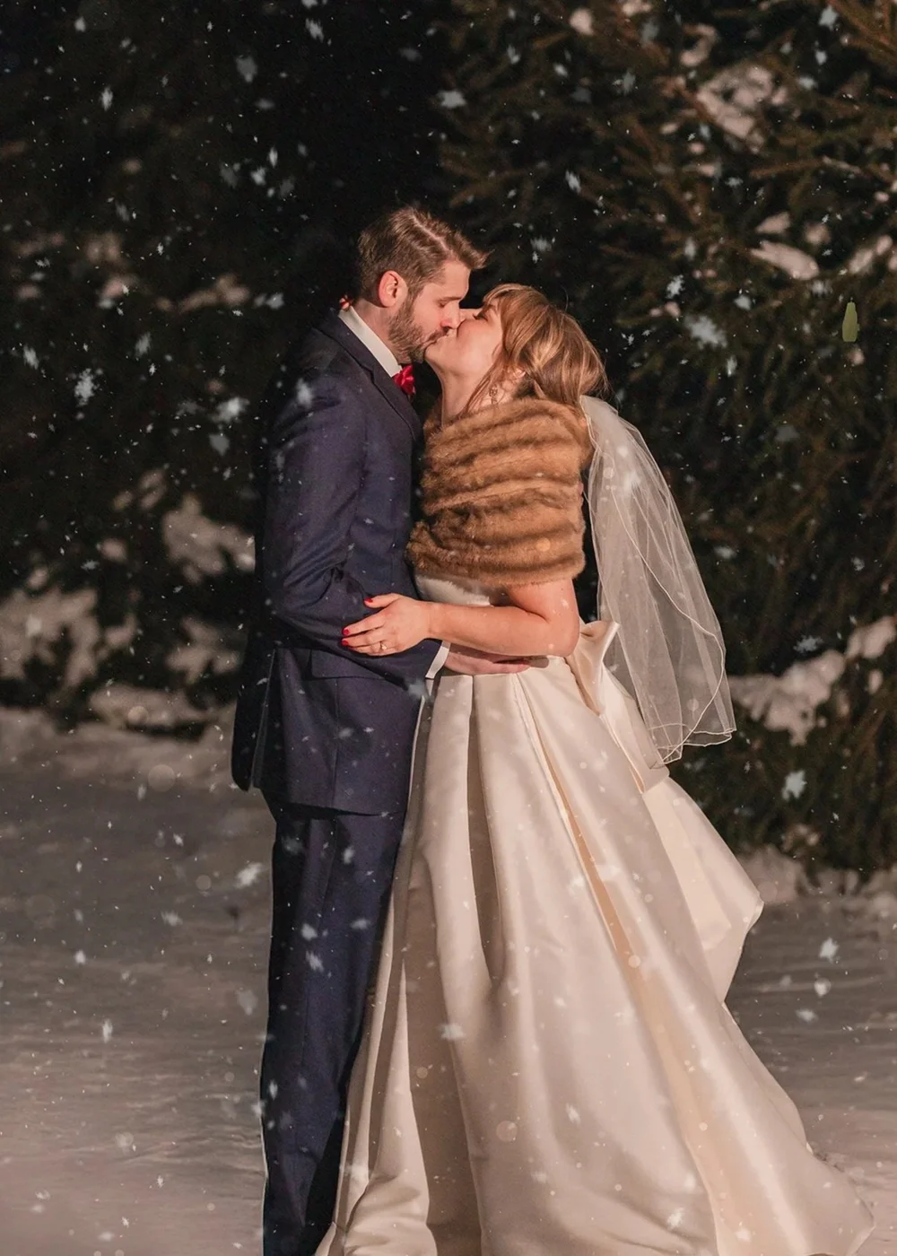 Anna + Alex — Snow-Kissed Celebration | Heartland Wedding Ideas
