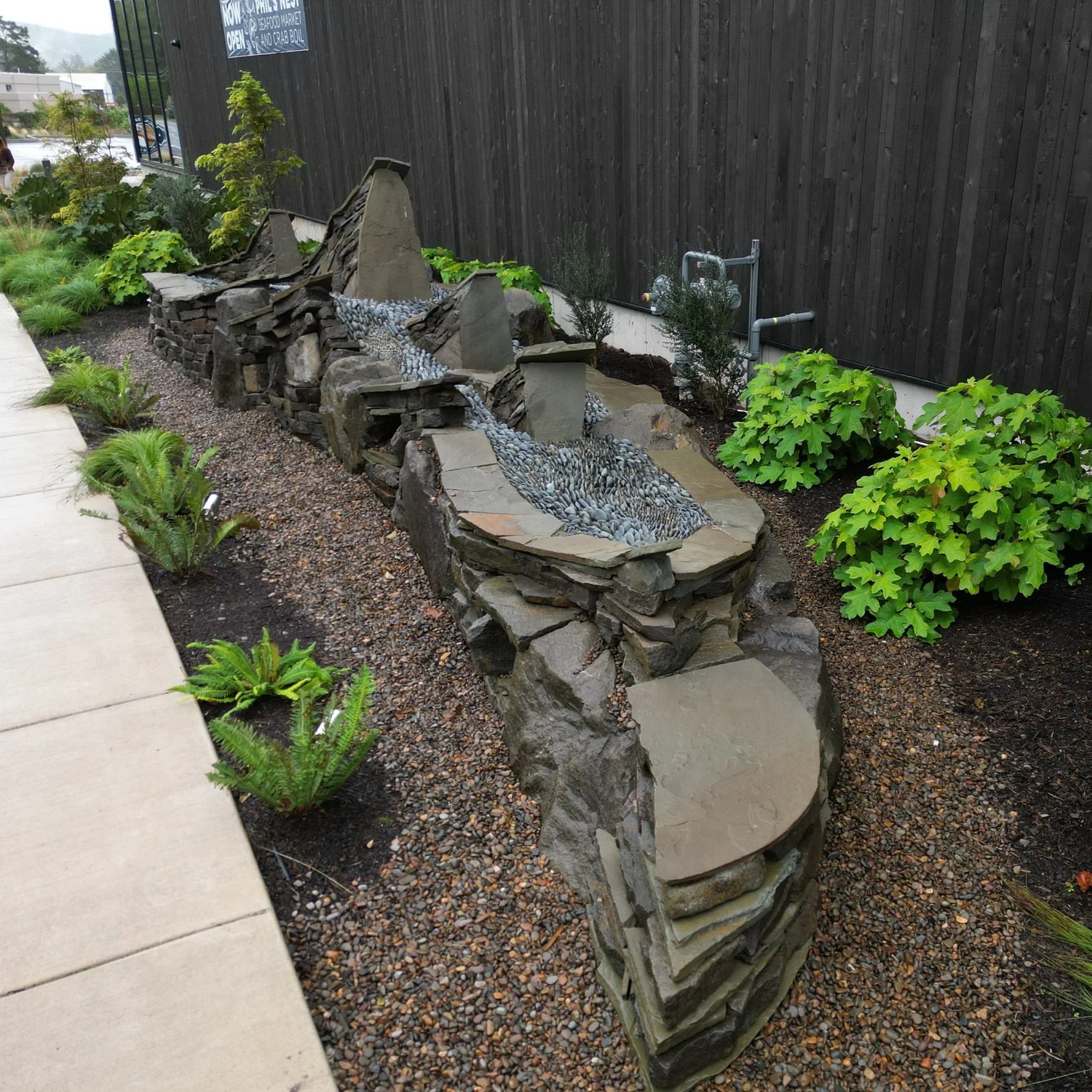 Coyote Gardens - Organic Landscape Gardeners for the Oregon Coast