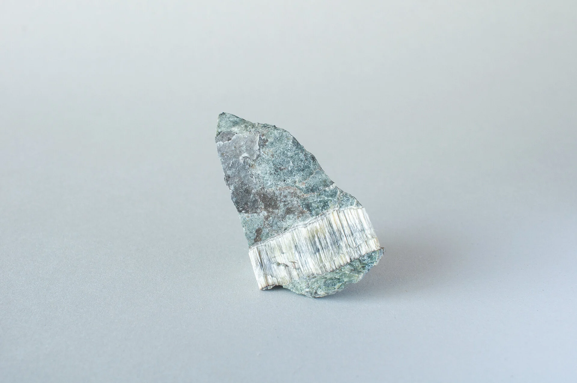 LOOP MASSAGE / WAPPING WHARF