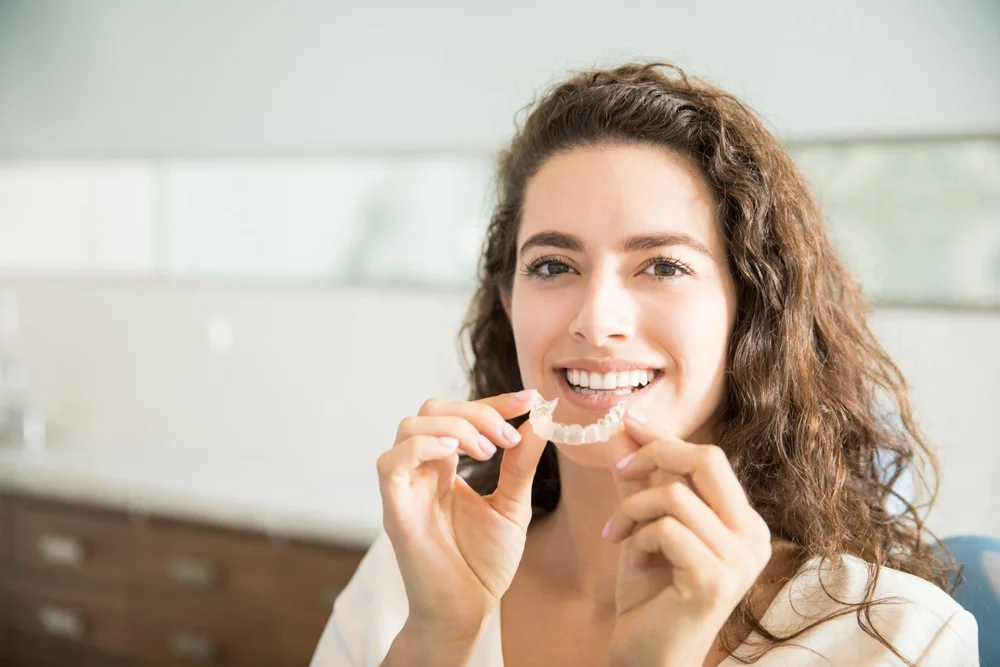 5 Signs Your Invisalign Are Tracking — Valley Creek Dental Care