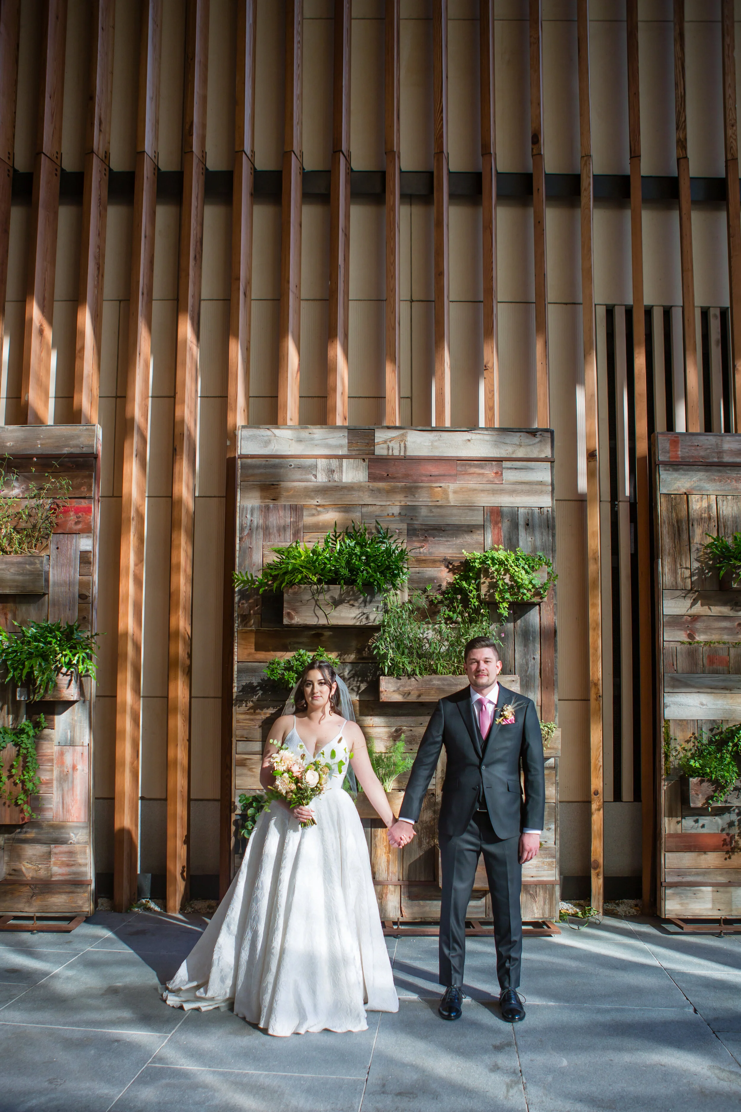 Offbeat, colorful wedding photography in Brooklyn, NYC — Luxury Photo ...