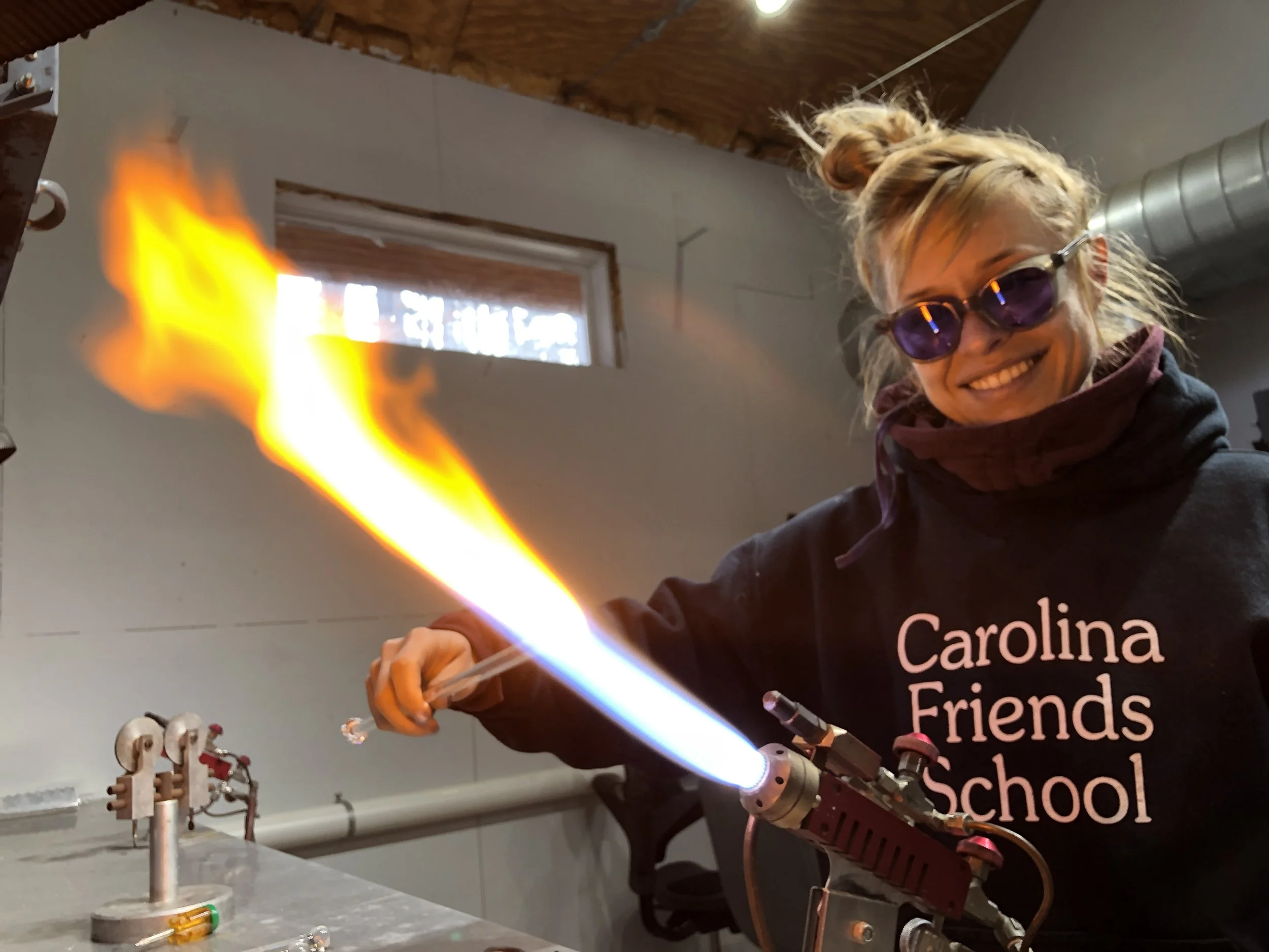 Beginner Glassblowing Class (HALF-DAY) - Jonathan Michael Davis Studio ...