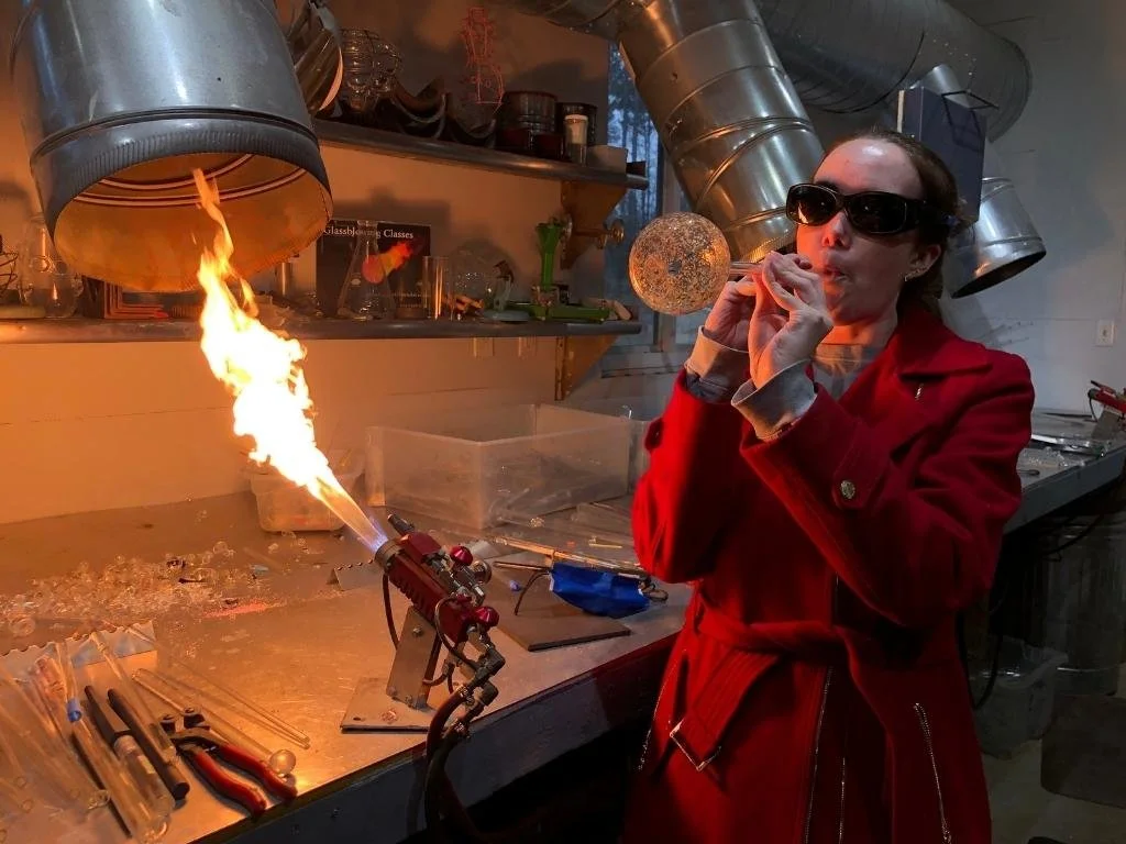 Beginner Glassblowing Class (HALF-DAY) - Jonathan Michael Davis Studio ...