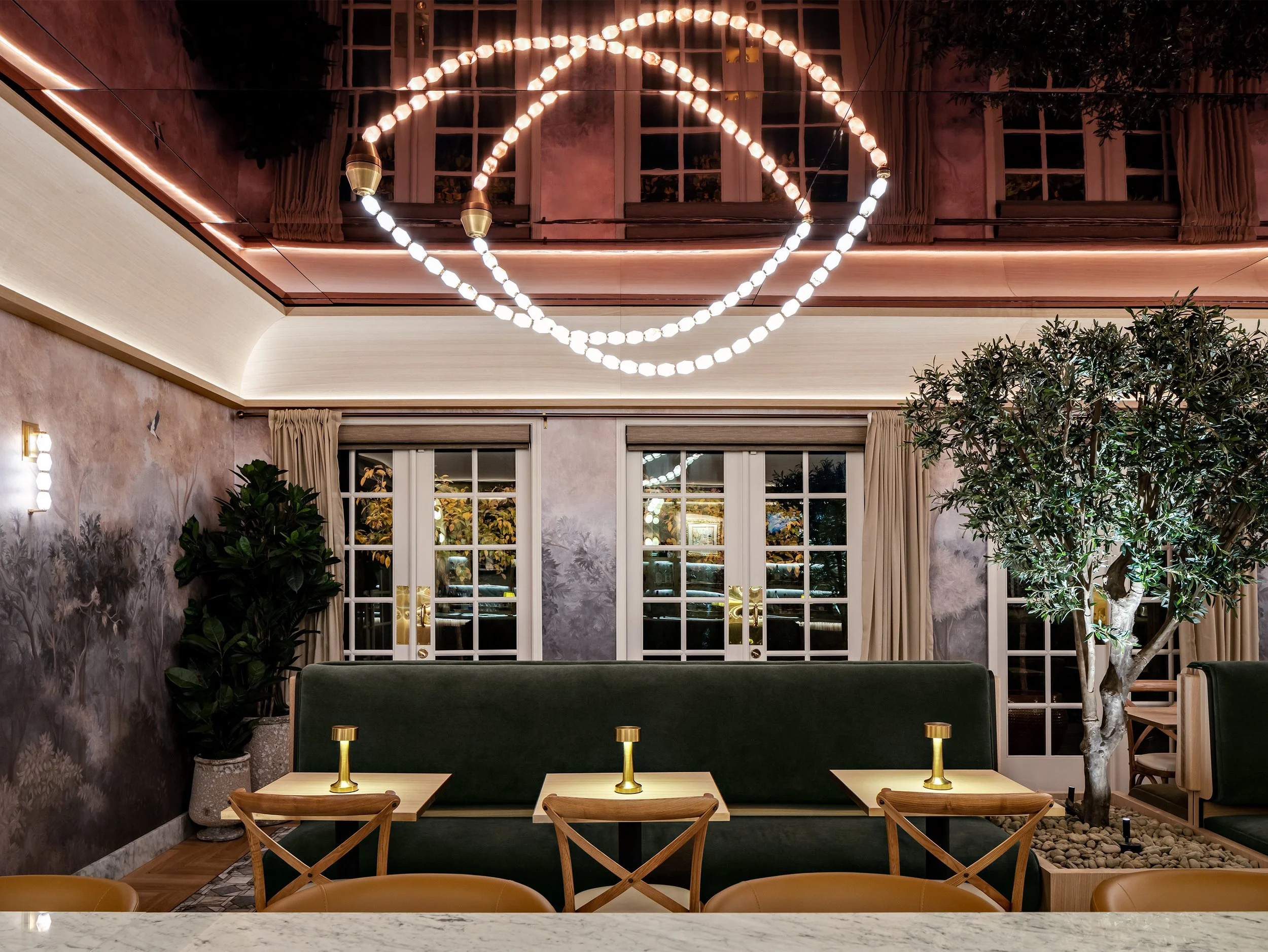 Luna Restaurant