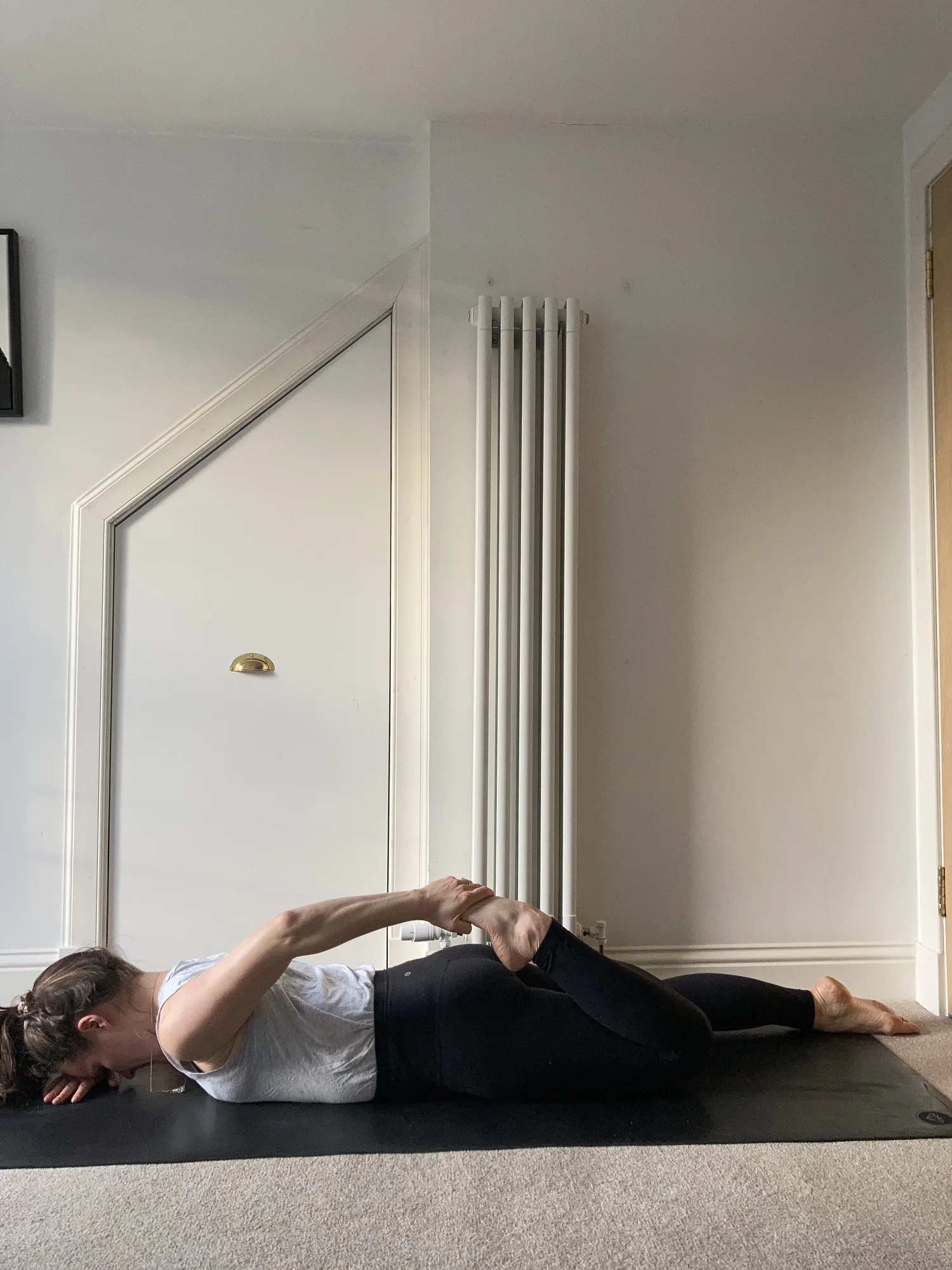 HIP FLEXOR & QUAD STRETCHES TO PREPARE FOR BACKBENDS — Fern Ross Yoga