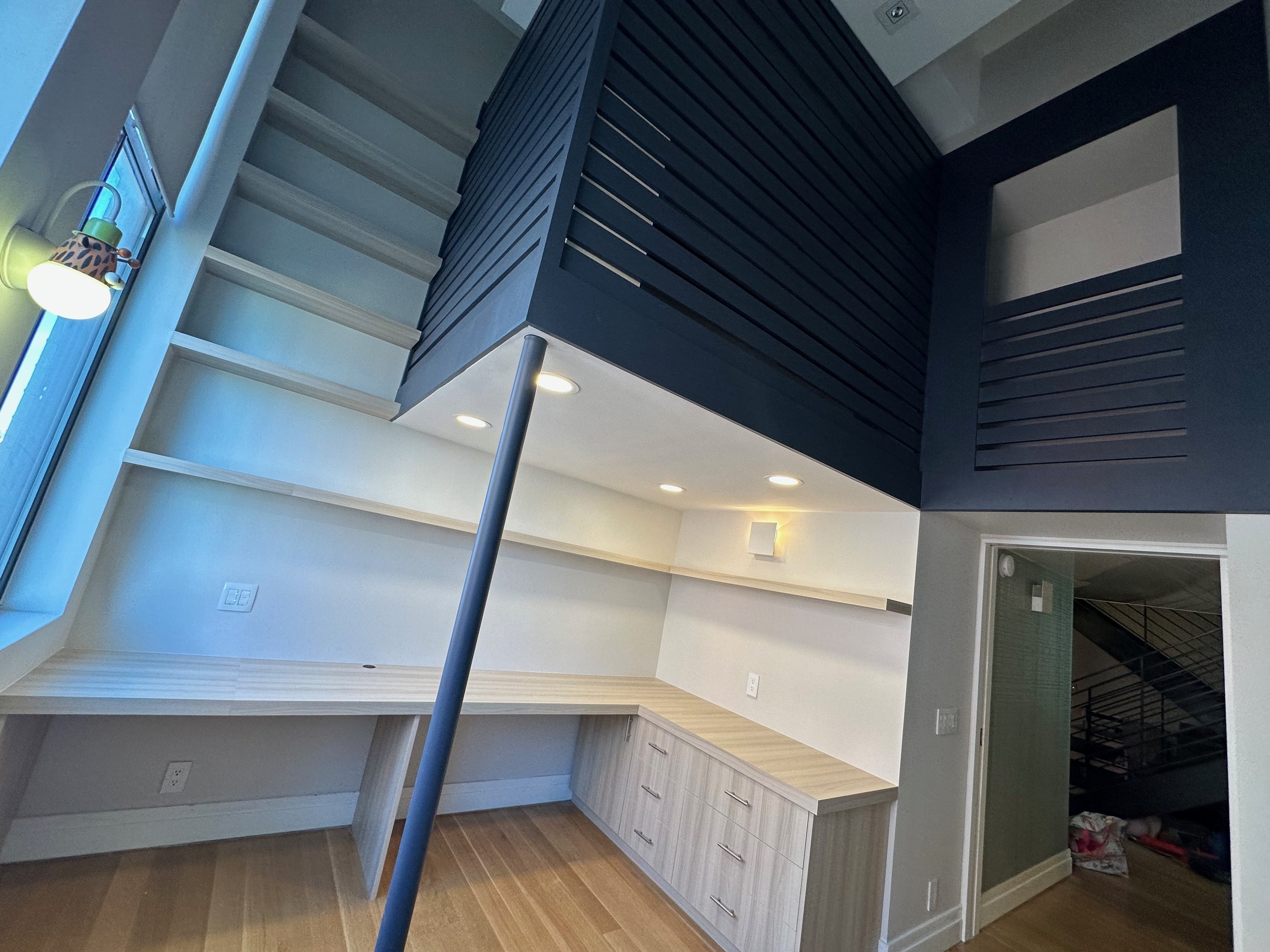 Custom Built Loft Beds & Bunk Beds in New York City