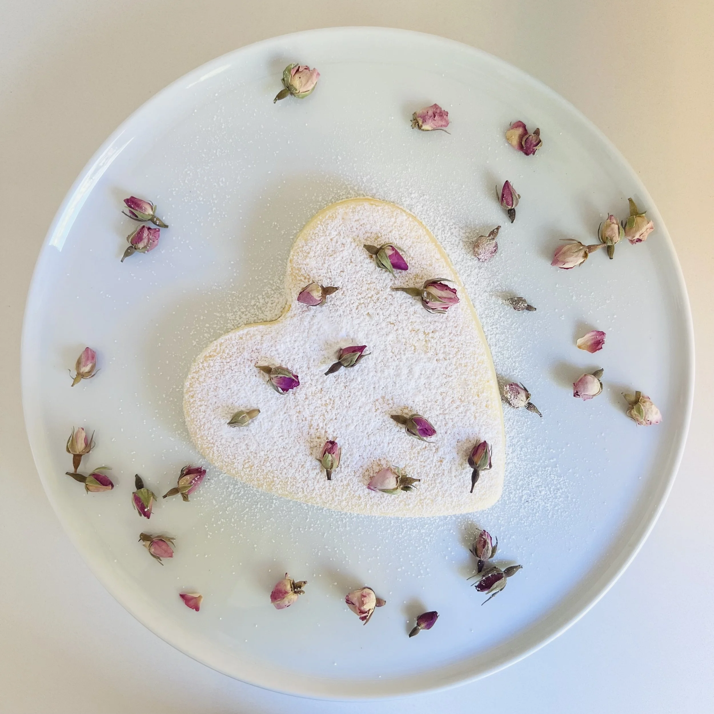 VALENTINE'S DAY LIME AND ROSE CHEESECAKE — THE COELIAC'S REVENGE