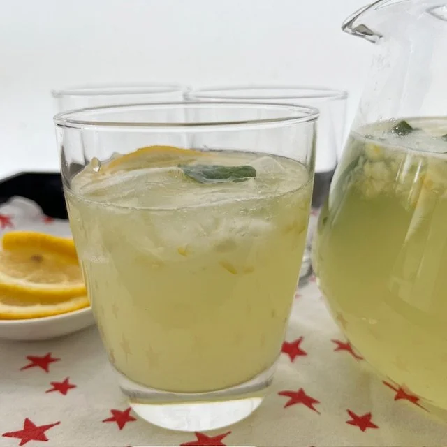 MEL'S FRESH LEMONADE — THE COELIAC'S REVENGE