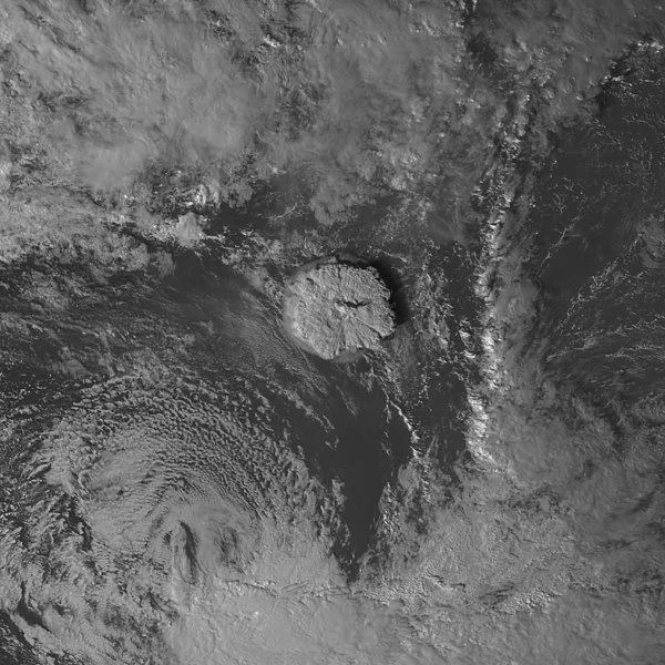 Massive Tongan Eruption Sends Tsunamis Across the Pacific