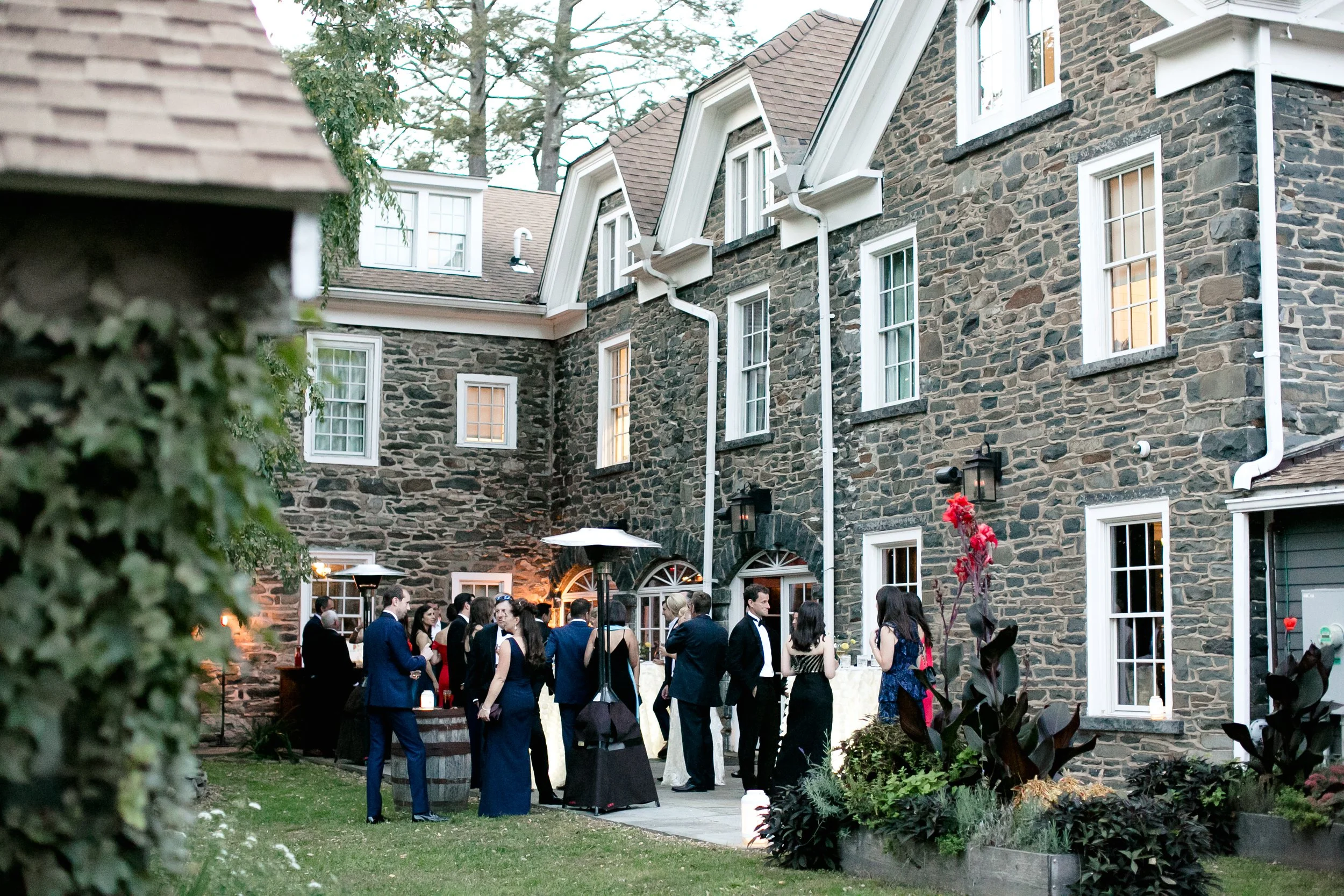 Weddings at Hasbrouck House - A Hudson Valley and Catskills Wedding ...