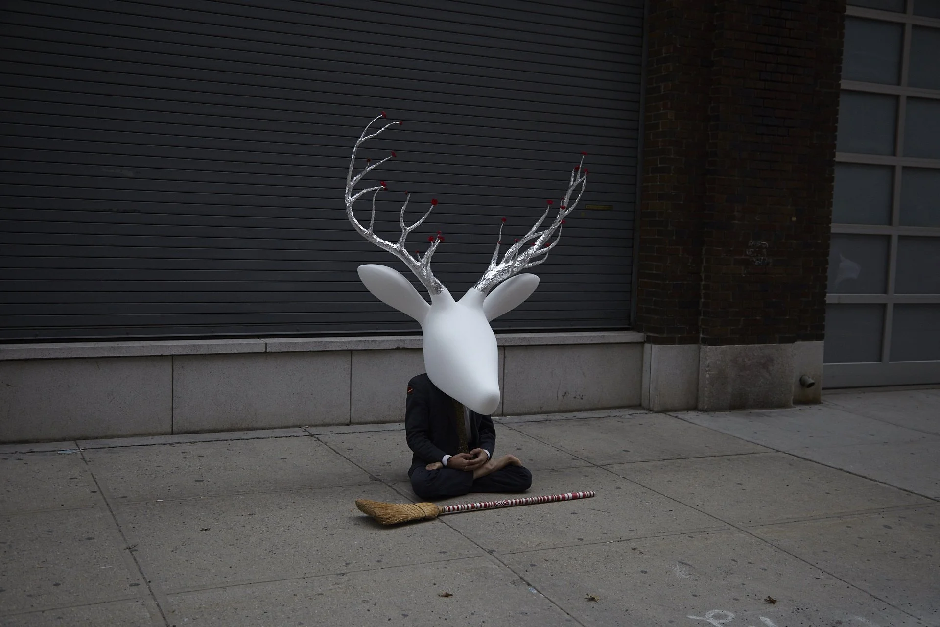 UPSTATE ART WEEKEND AT HASBROUCK HOUSE | INSTALLATION BY JORDAN TINKER ...