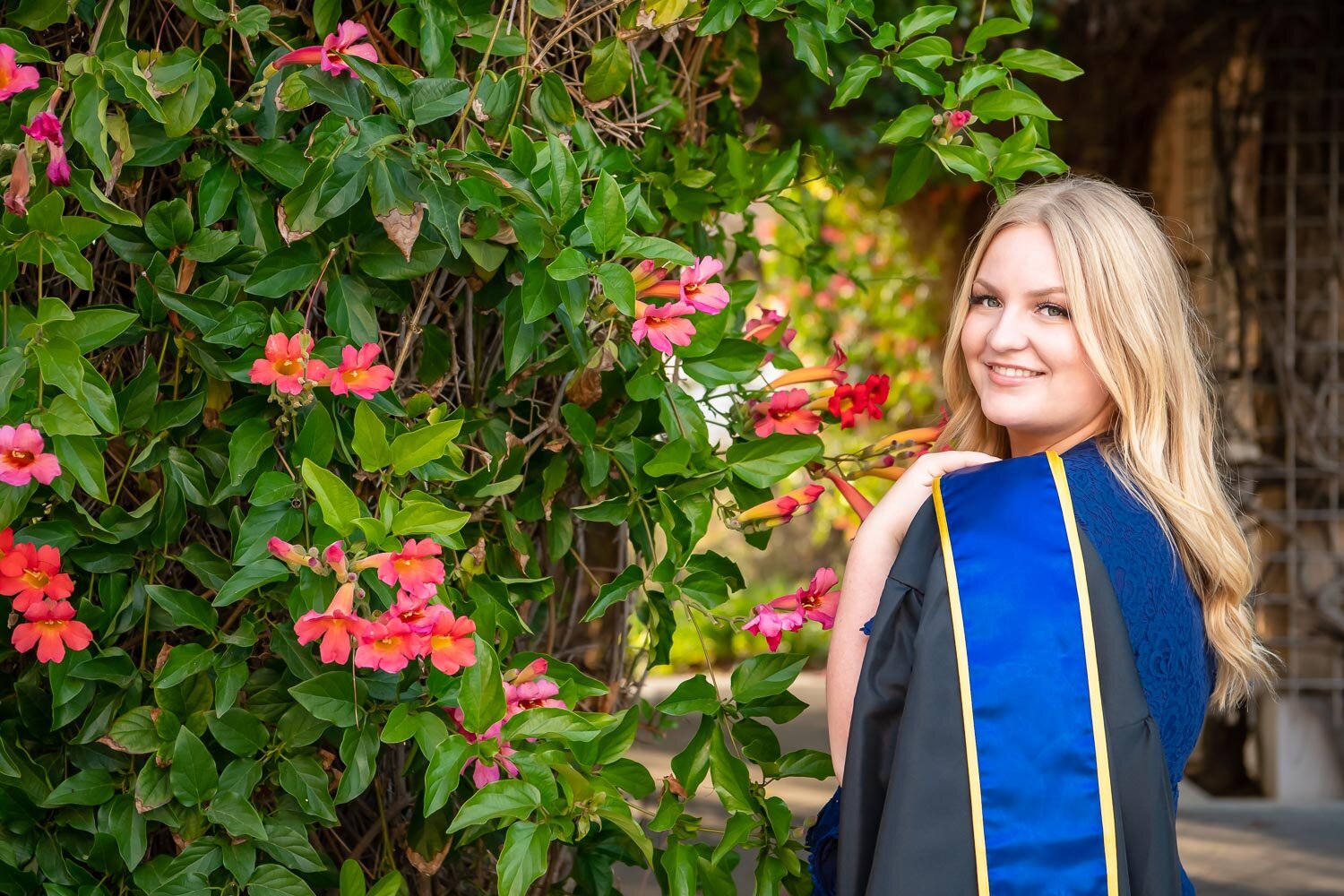 UCI Graduation Photos — Luzye Photography