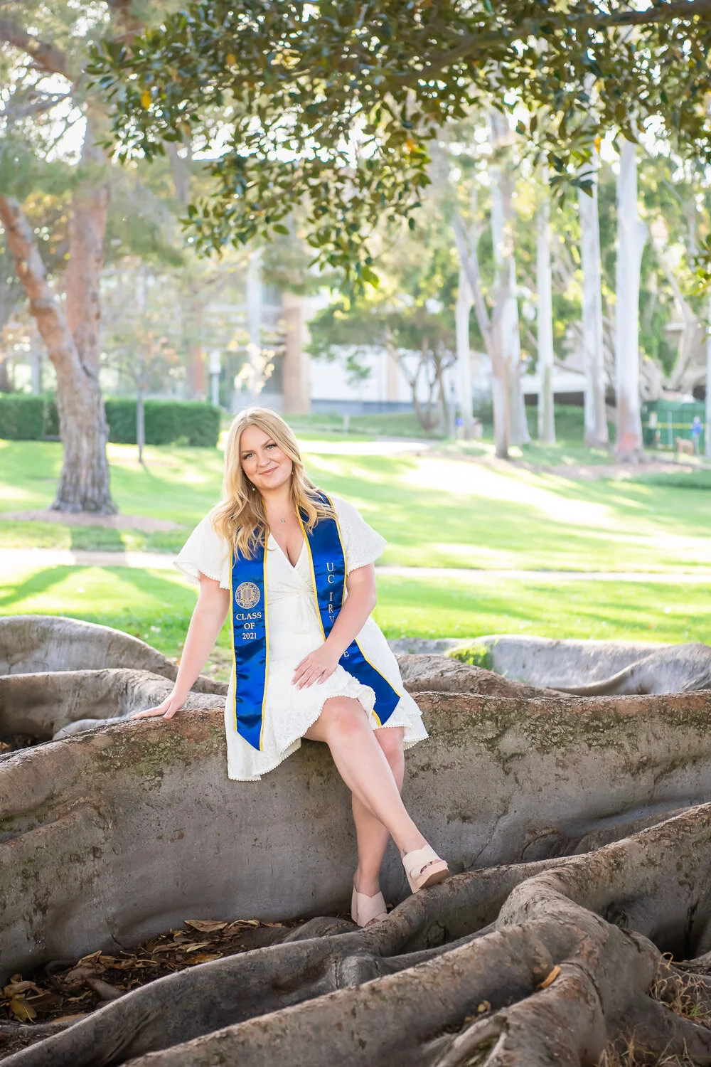 UCI Graduation Photos — Luzye Photography