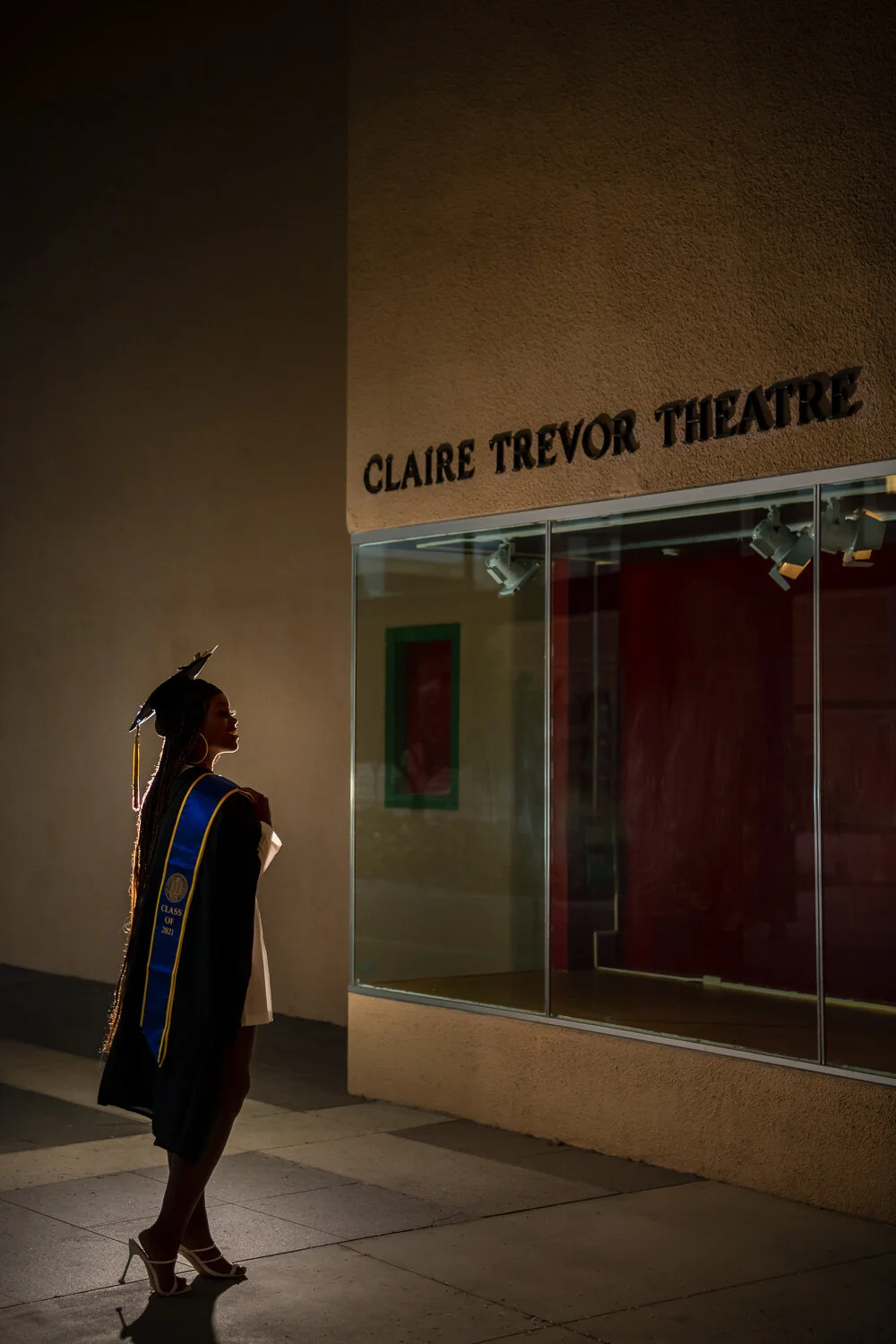 UCI Graduation Photos — Luzye Photography