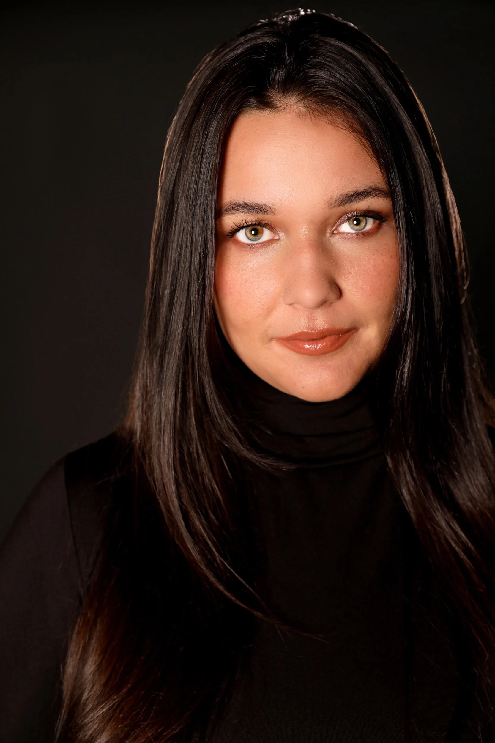 ABOUT — Sierra Barton Artistry