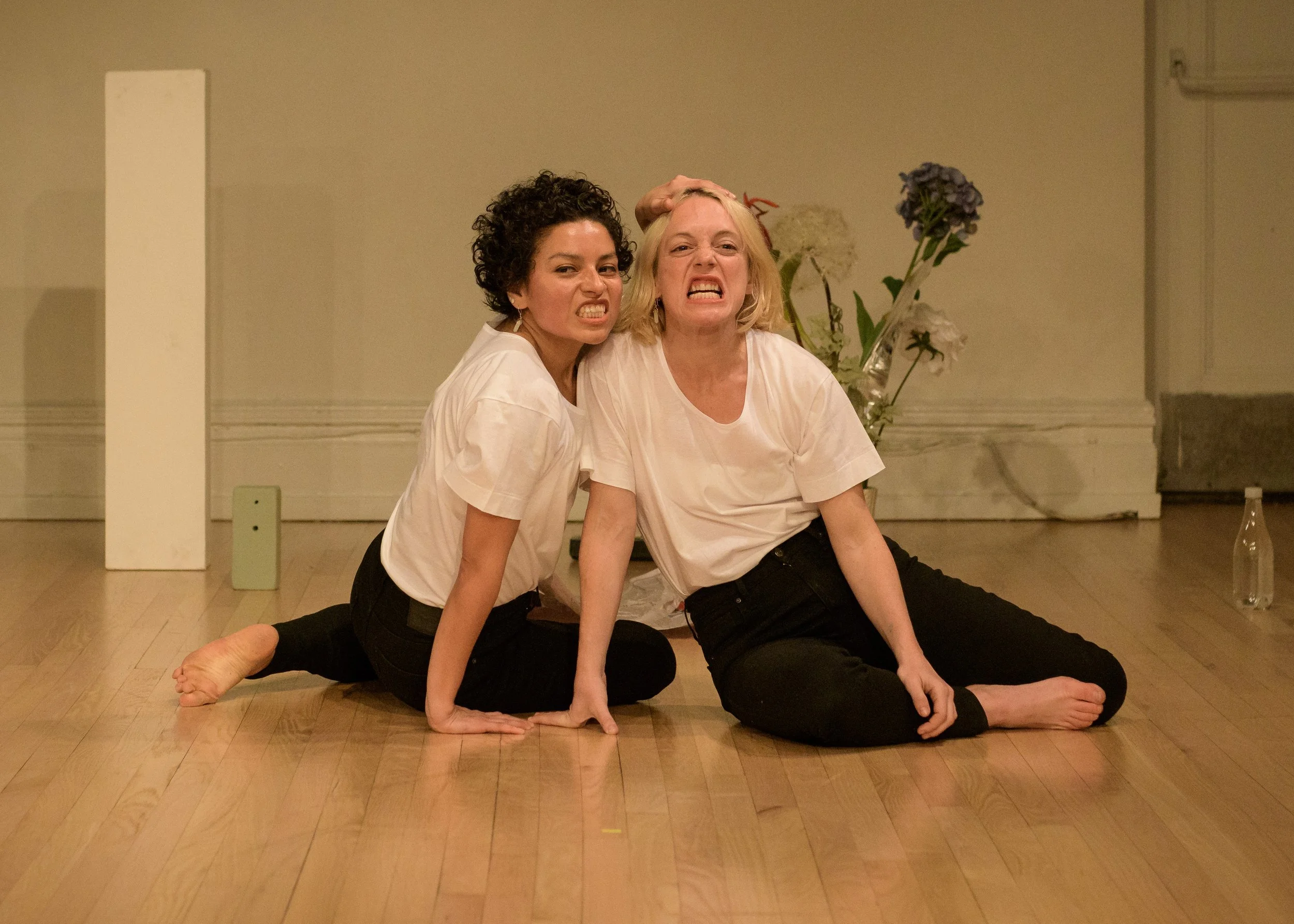 cv — MARIANA VALENCIA