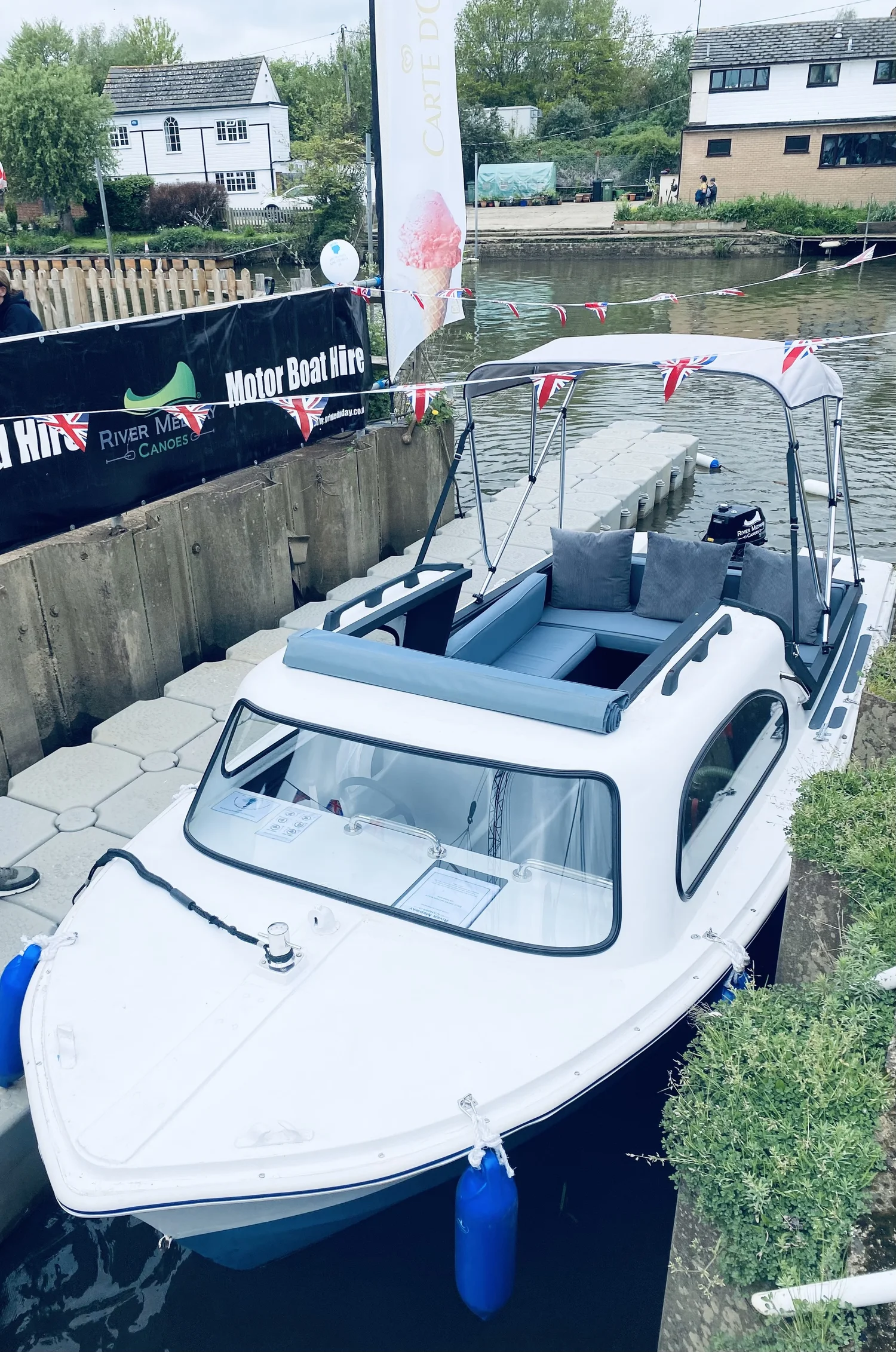 Self Drive Motor Boats — River medway canoes Canoe Hire - Kayak Hire ...