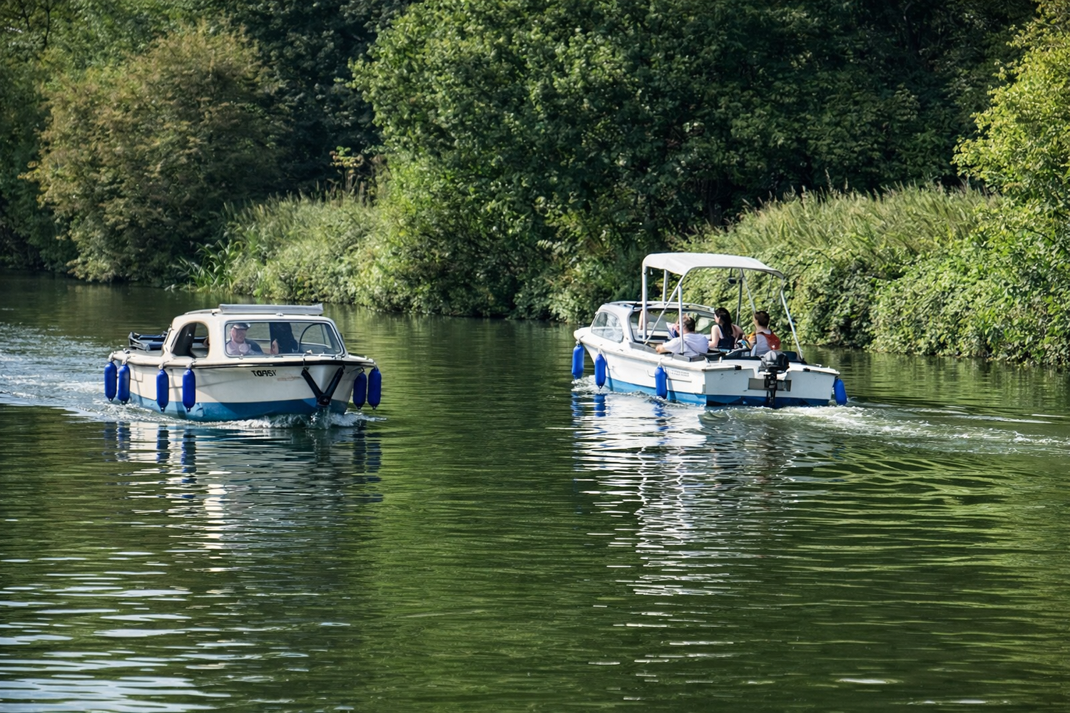 Canoe, Kayak, Paddle Board & Motor Boat Hire Kent | River Medway Canoes ...