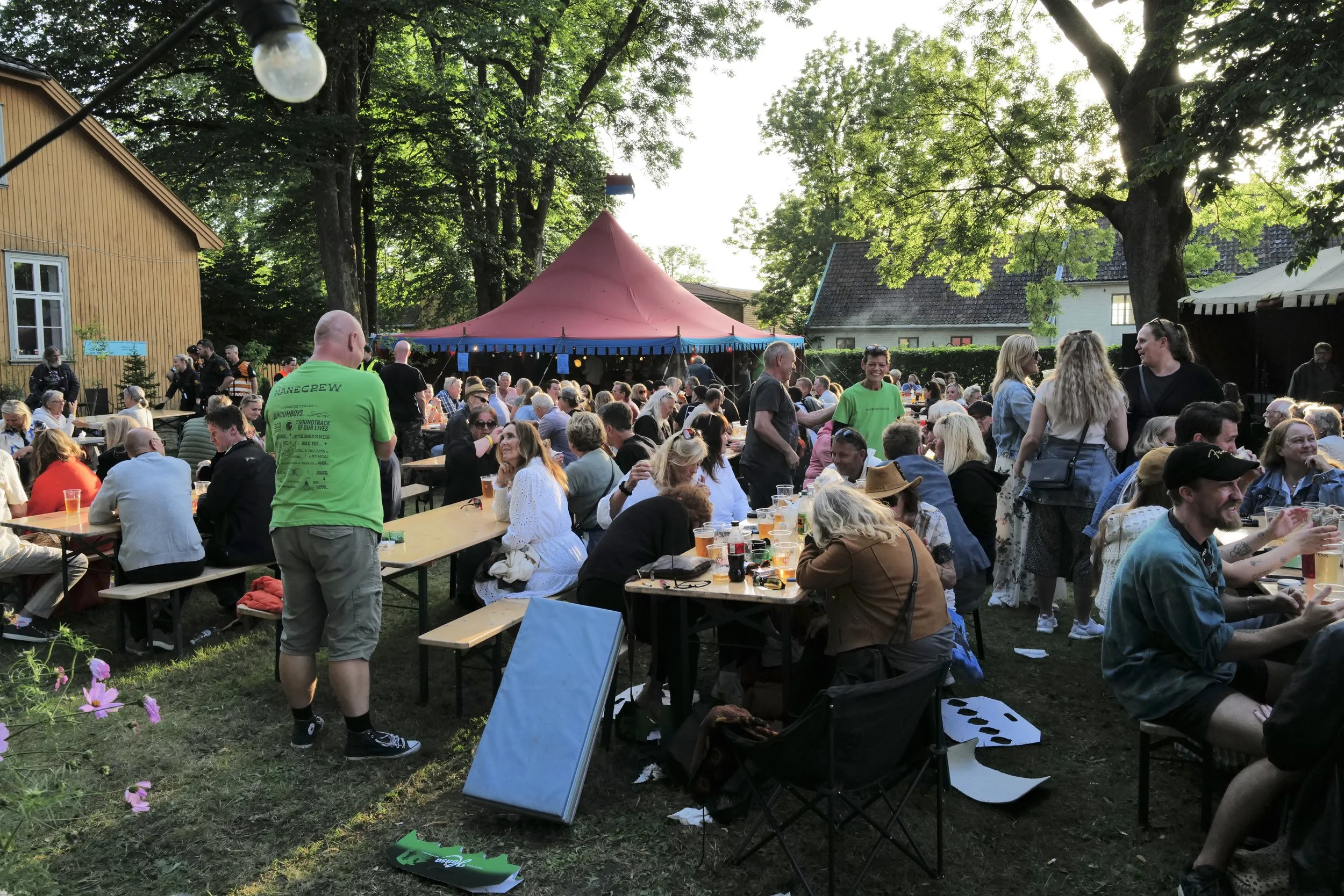 Reis til Månen - Norges hyggeligste sommerfestival — THE TRAVEL INSPECTOR