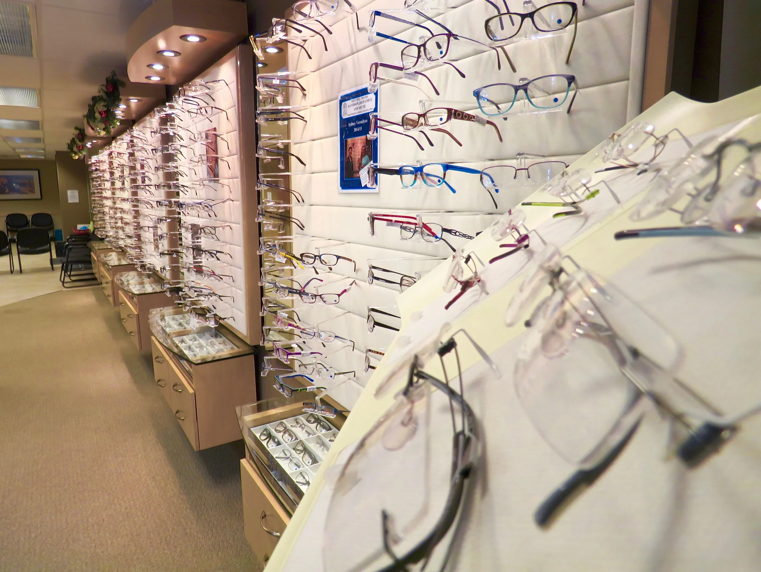 JOHN SHUTE OPTOMETRYDavidson, Shouldice & Shute Optometrists