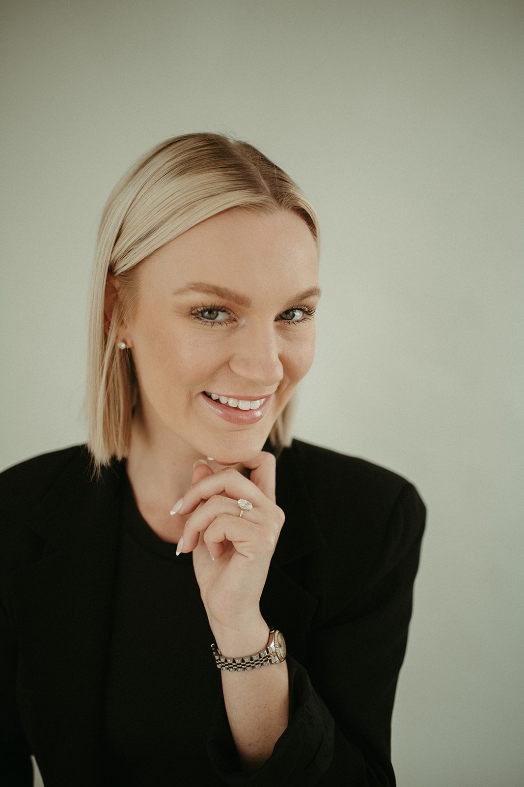 A Guide to Posing for Headshots from Jacksonville's Local Photographer ...