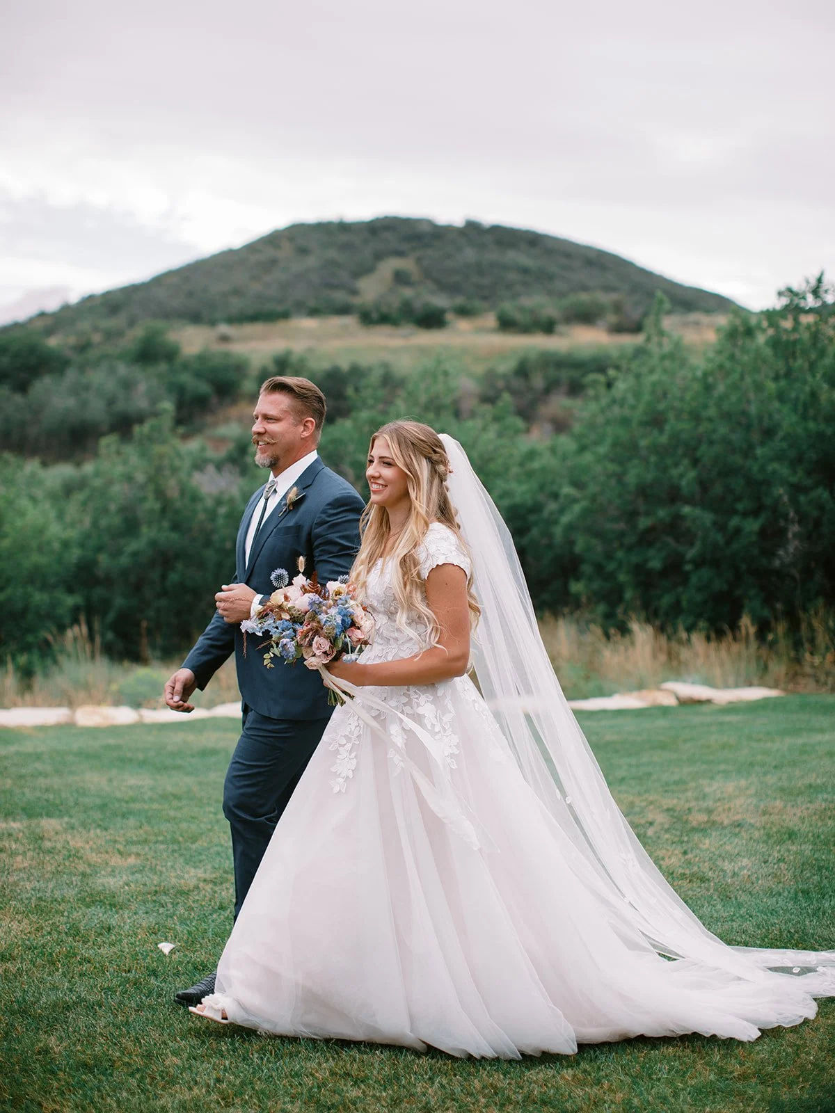 Enchanting Summer Wedding at Blue Sky Ranch with Magical Lights | Katie ...