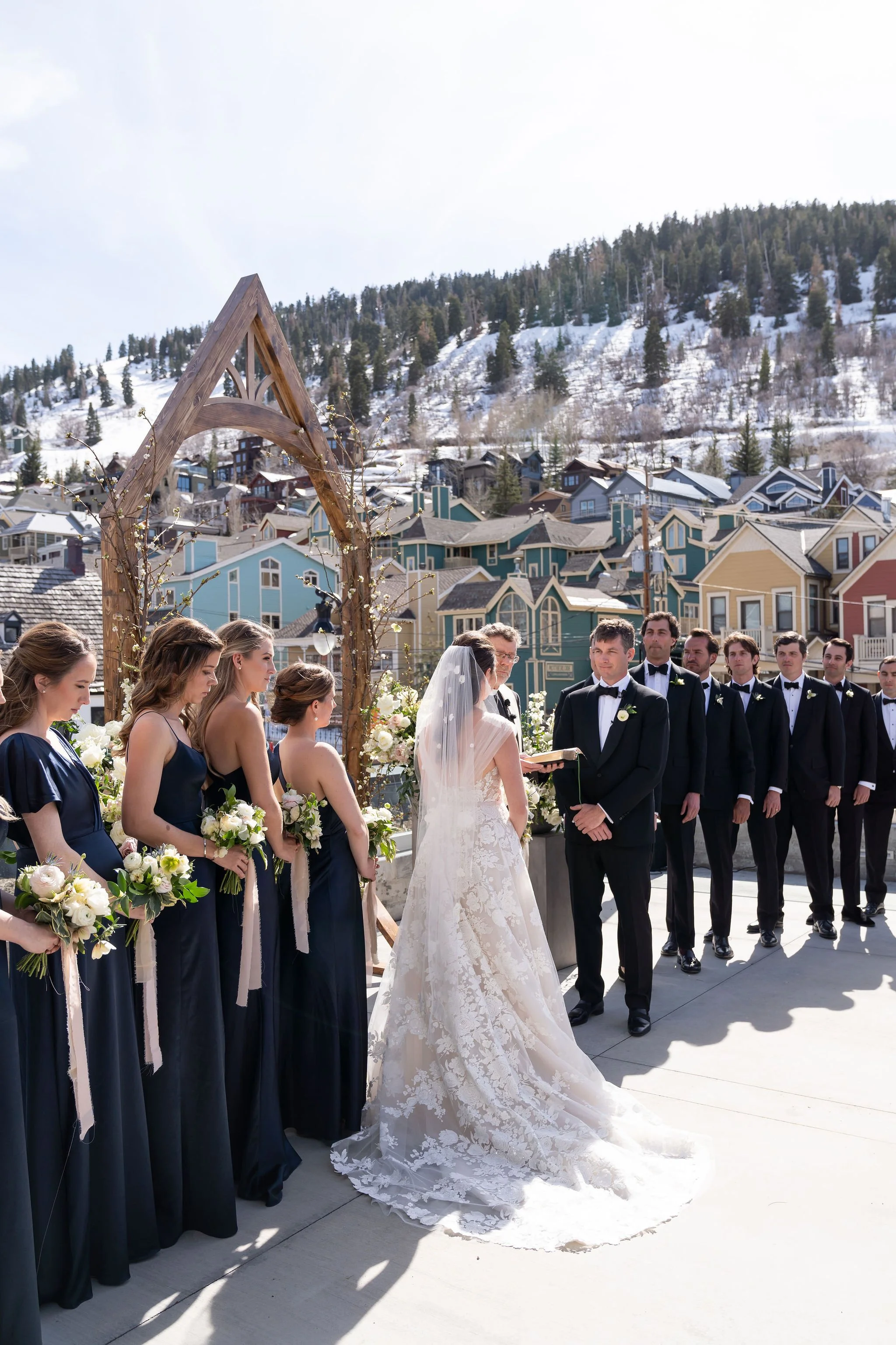 Romantic Spring Wedding at 4U Ranch | Carrie & Nolan