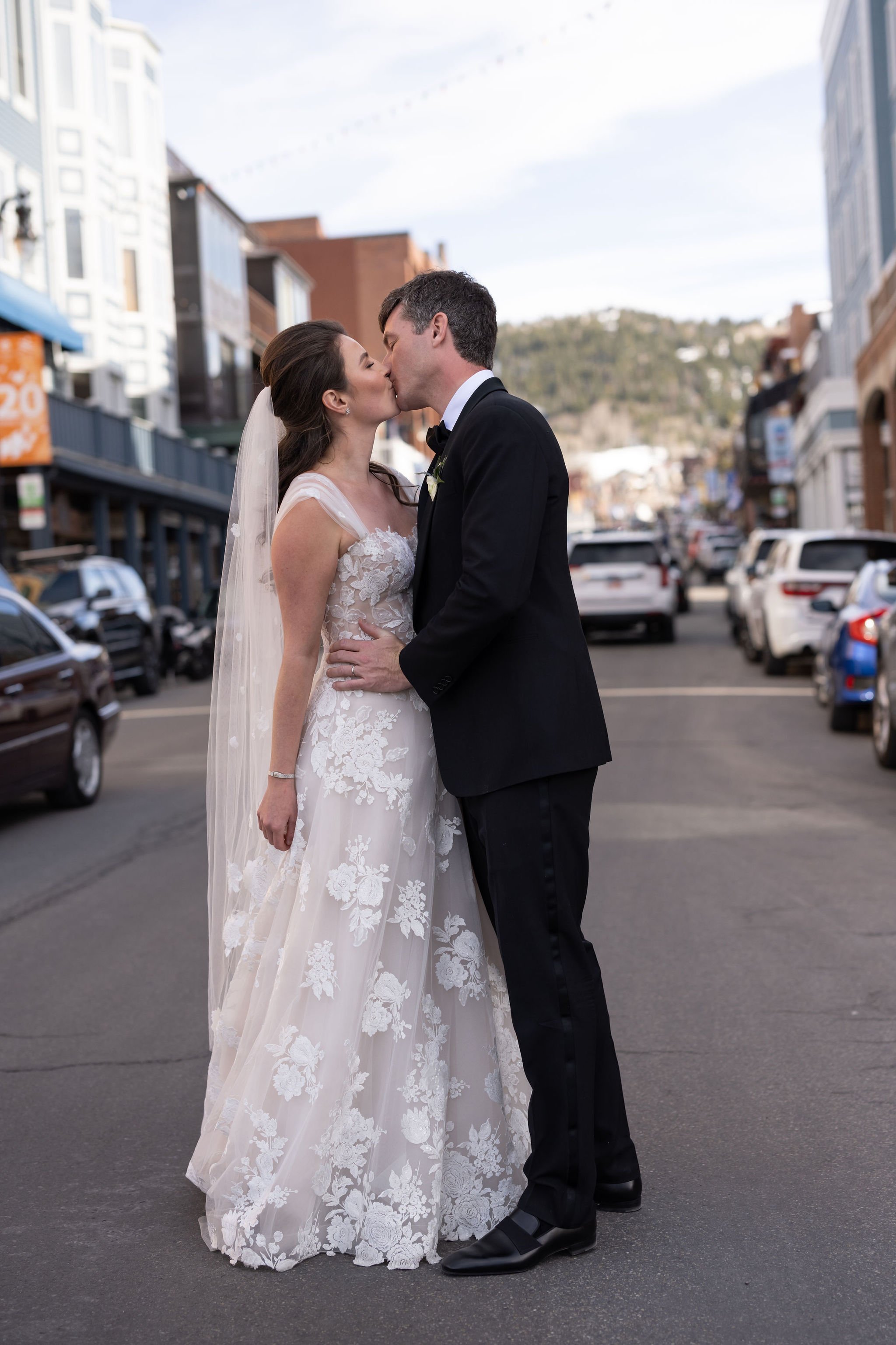 Romantic Spring Wedding at 4U Ranch | Carrie & Nolan