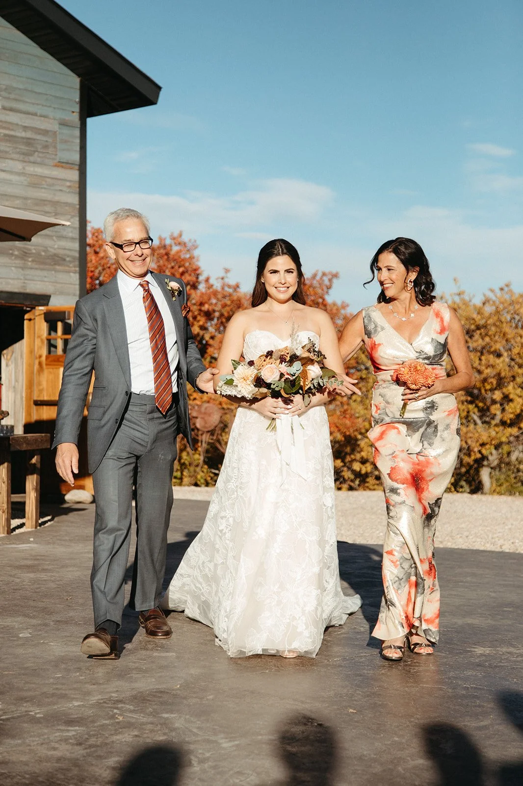 Romantic Fall Wedding at Blue Sky Ranch | A Mountain Celebration for ...