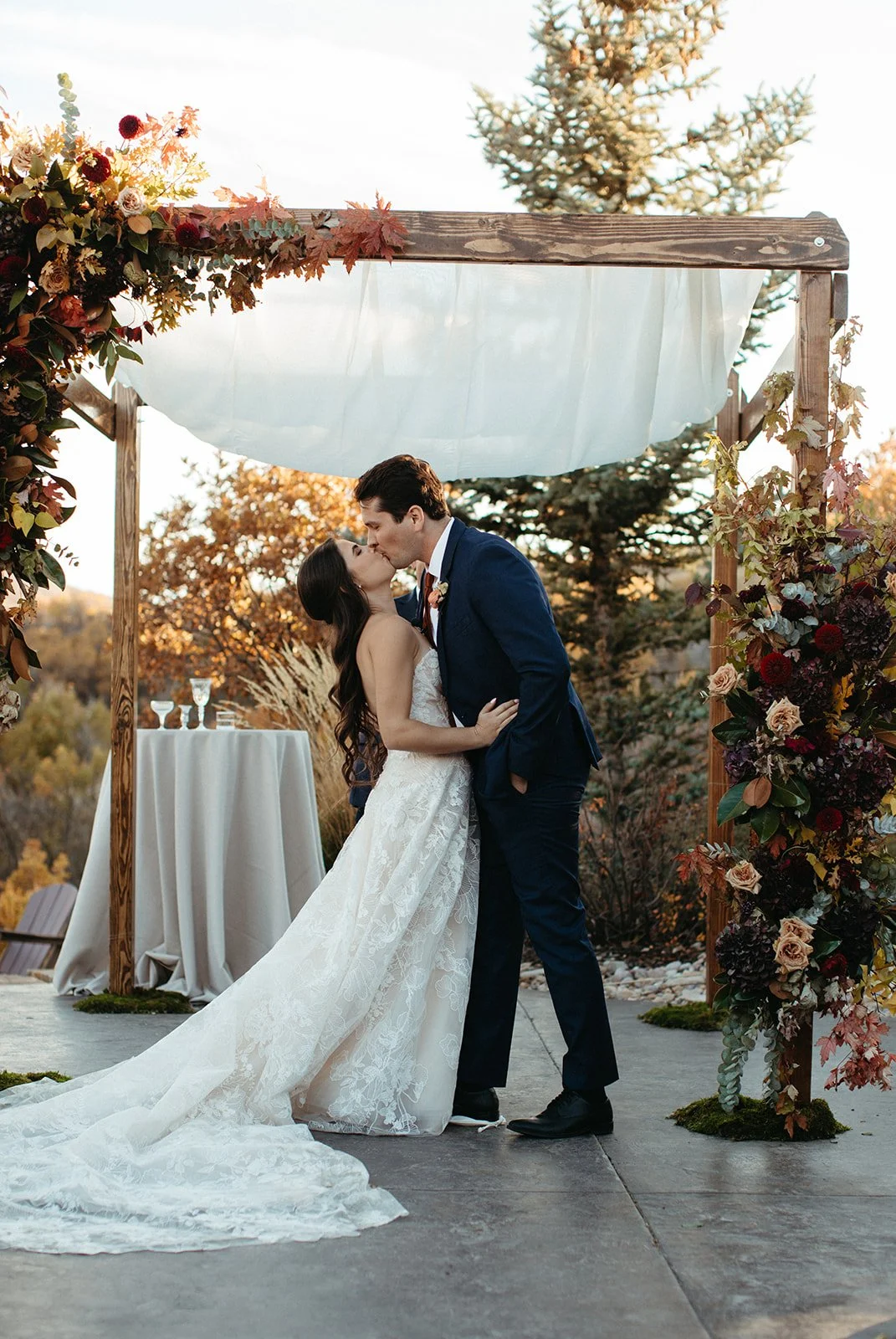 Romantic Fall Wedding at Blue Sky Ranch | A Mountain Celebration for ...