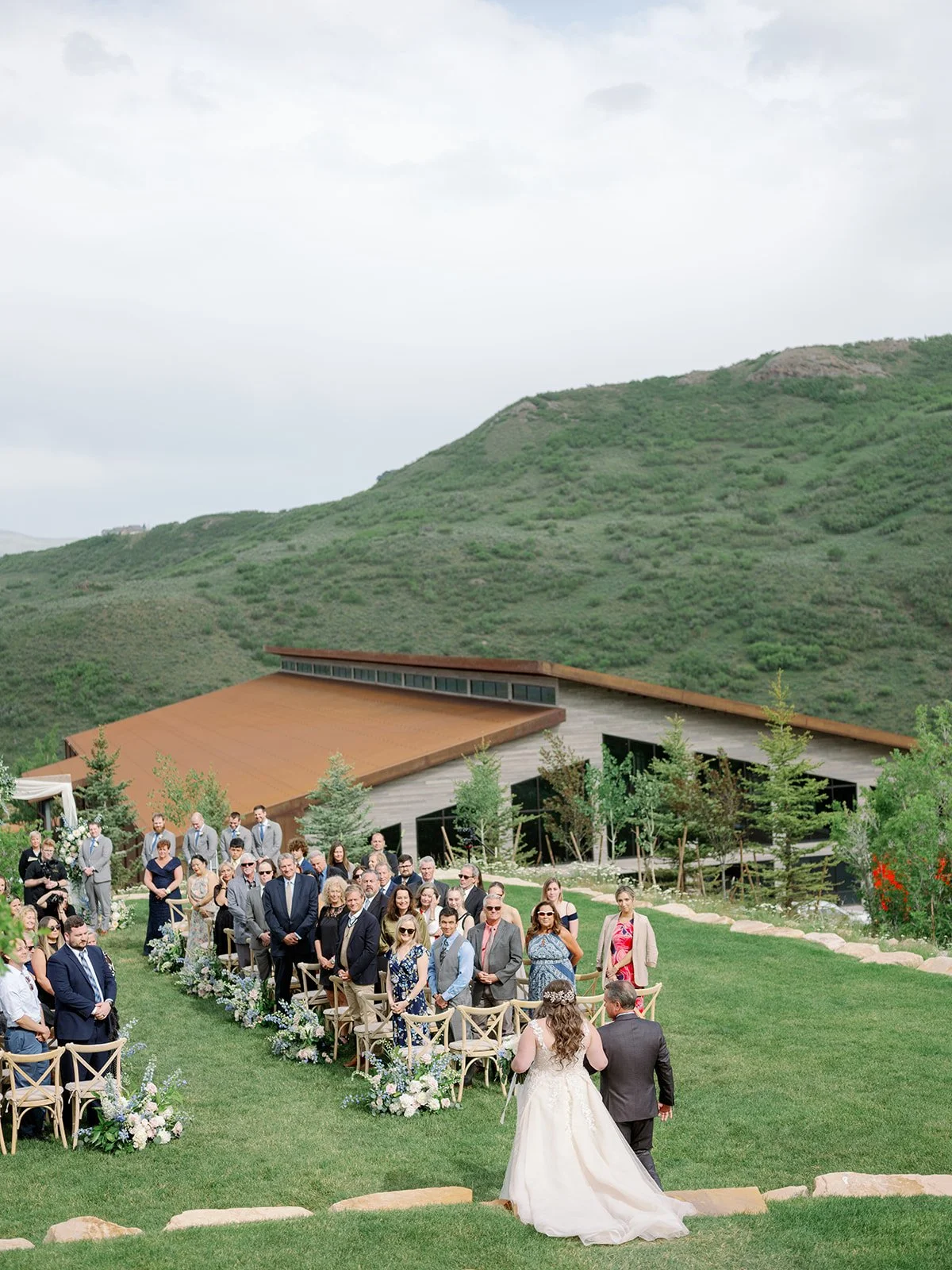 Timeless Blue and White Summer Wedding at Blue Sky Ranch | Sarah & Kevin