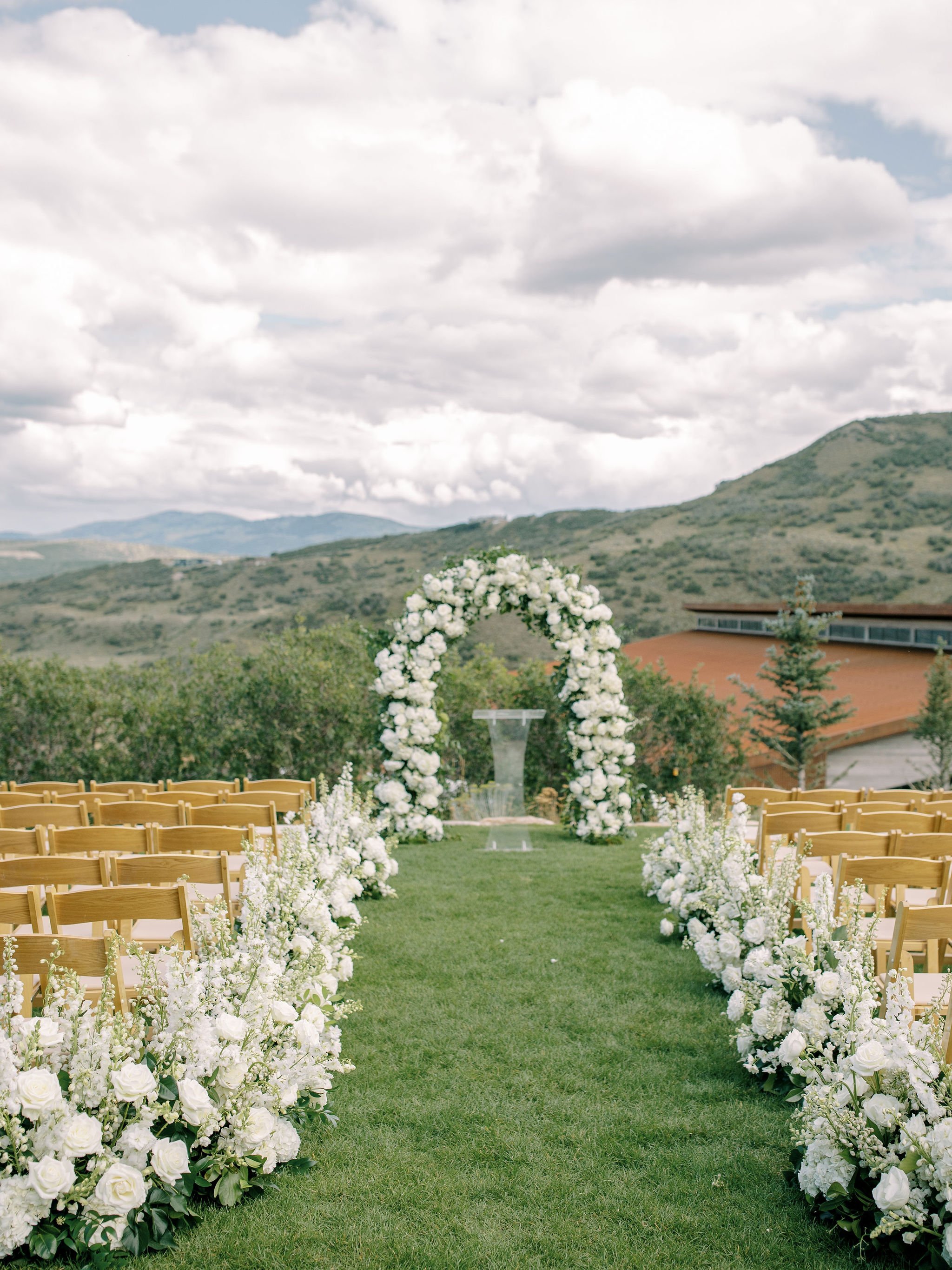 Black Tie Wedding at Blue Sky Ranch | Luxury Mountain Wedding by ...
