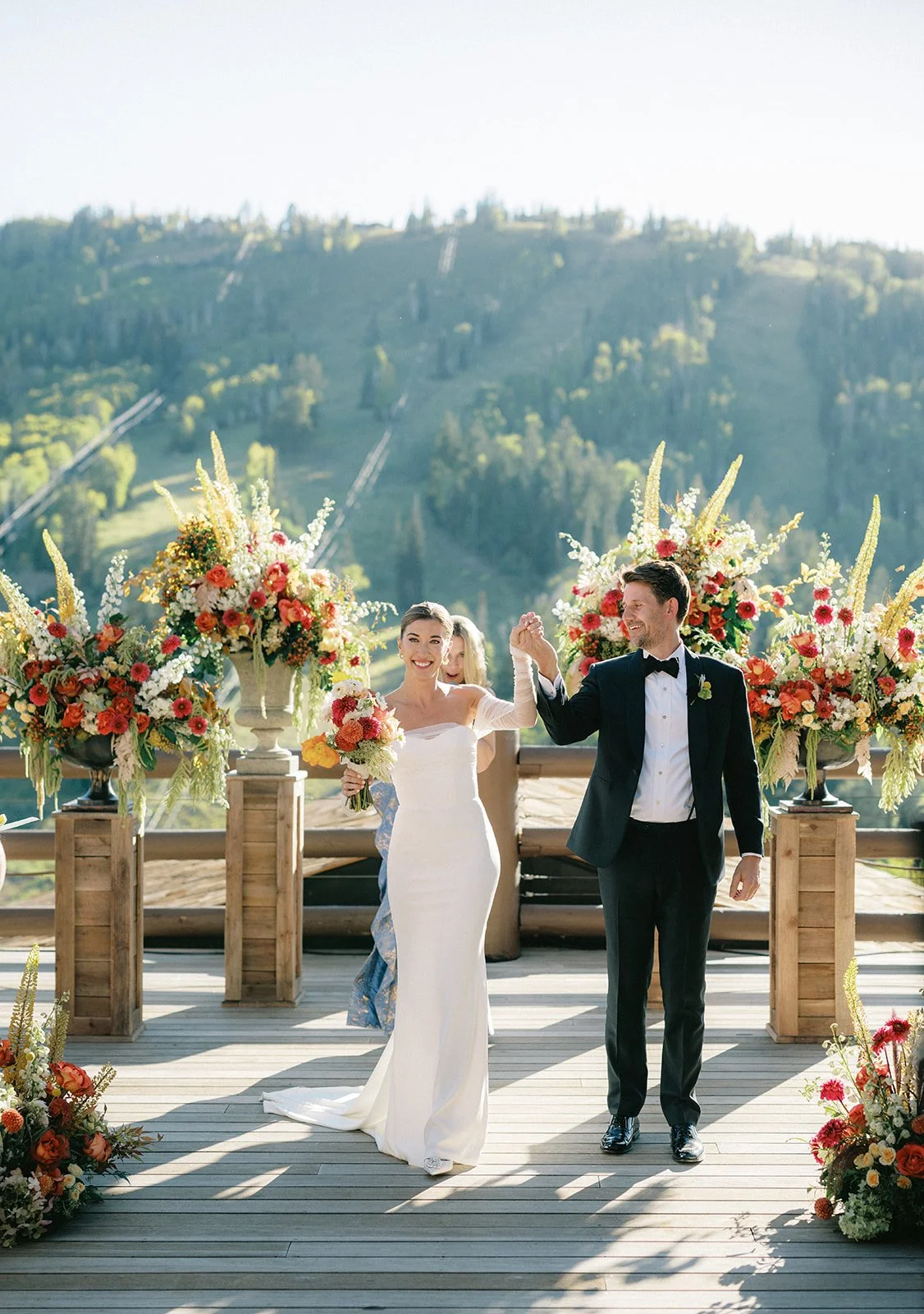 The Pros and Cons of Having a Wedding in Each Season with Michelle Leo ...