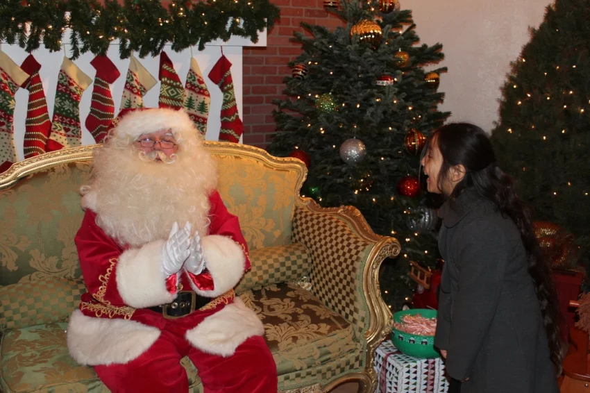 Christmas Train to See Santa Claus Irvine Park Railroad — Cleverly Catheryn