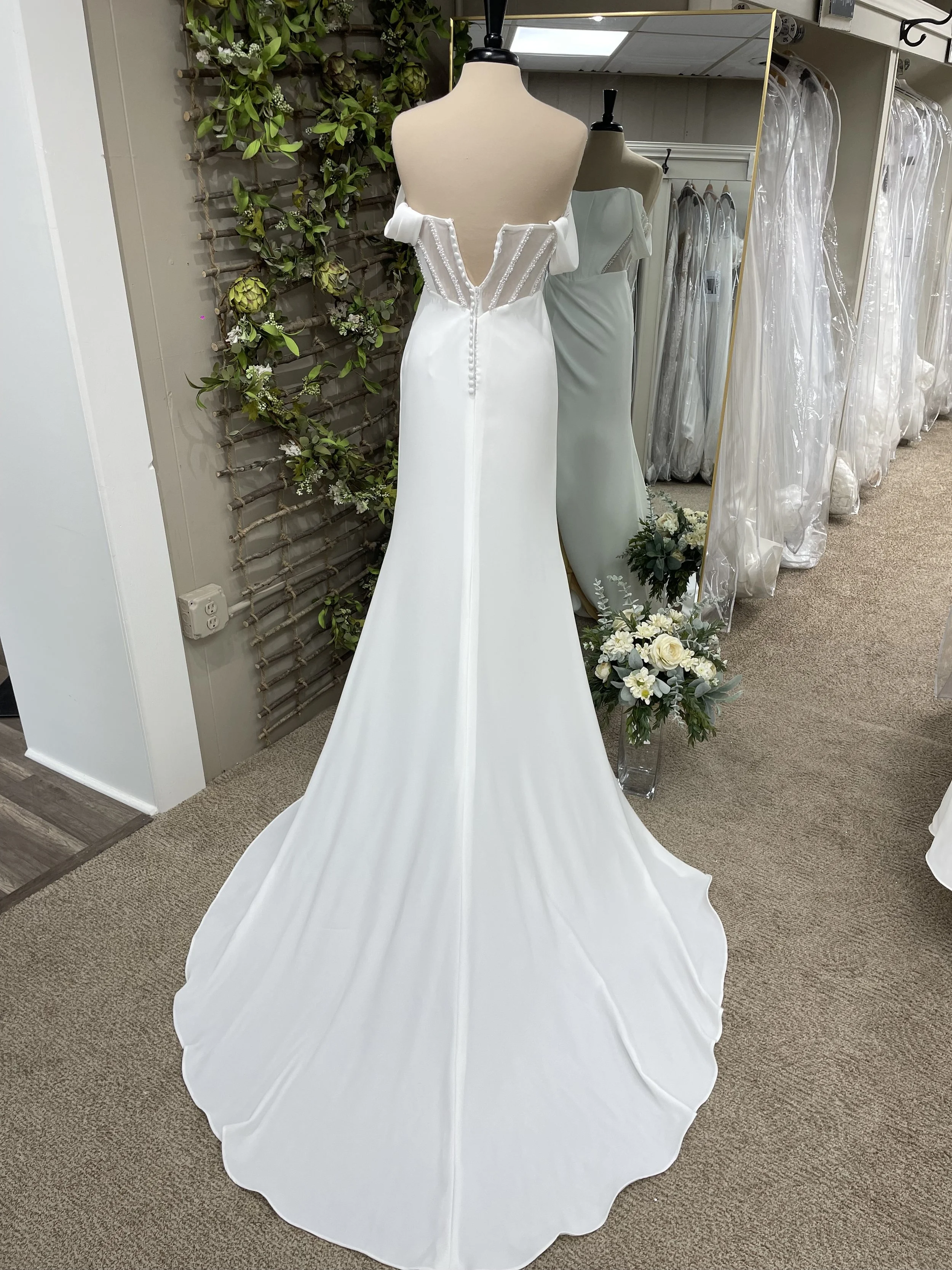 Store 2 — Bridal Isle